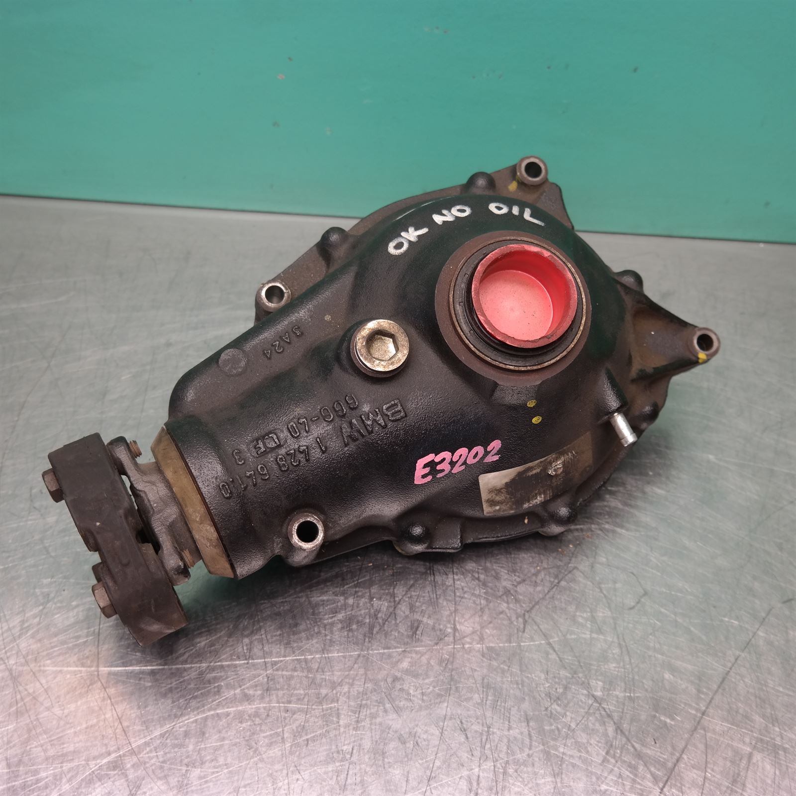 2003 BMW X5 Differential centre 31507508524