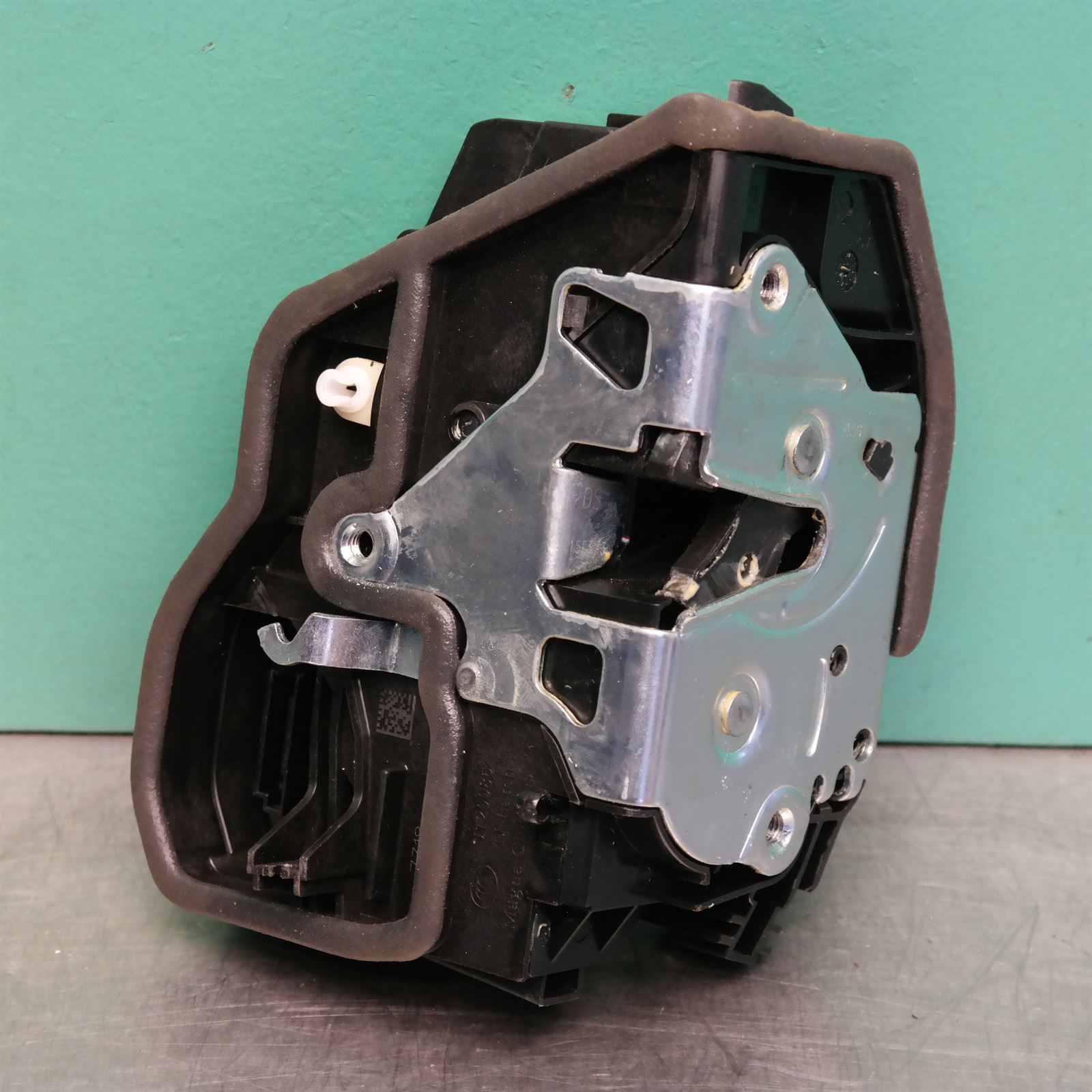 2013 BMW X3 Lock mechanism 51227202148
