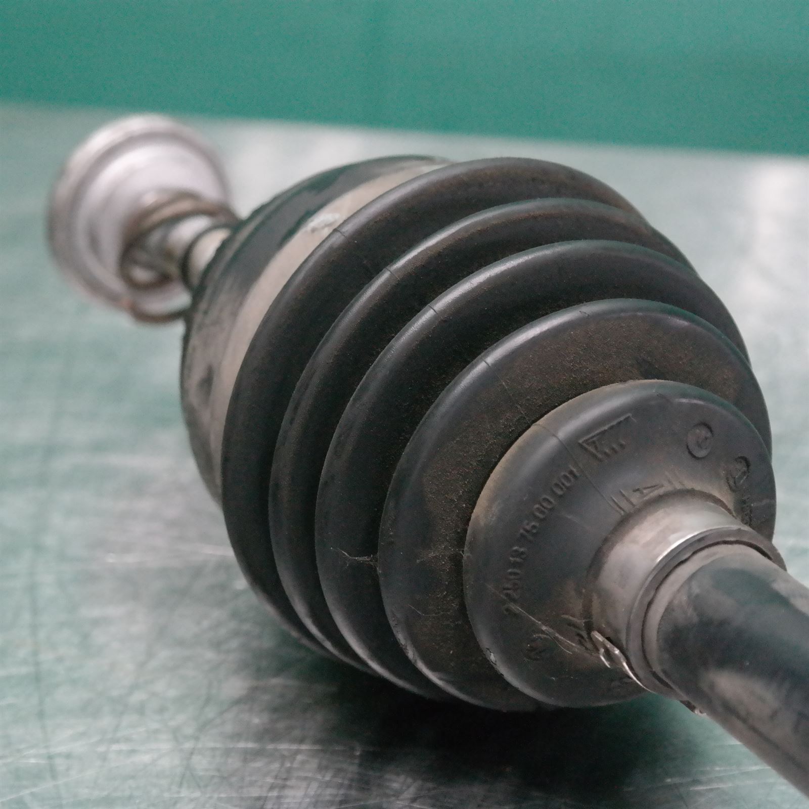 2013 BMW X3 Driveshaft 31607619657 31608675013