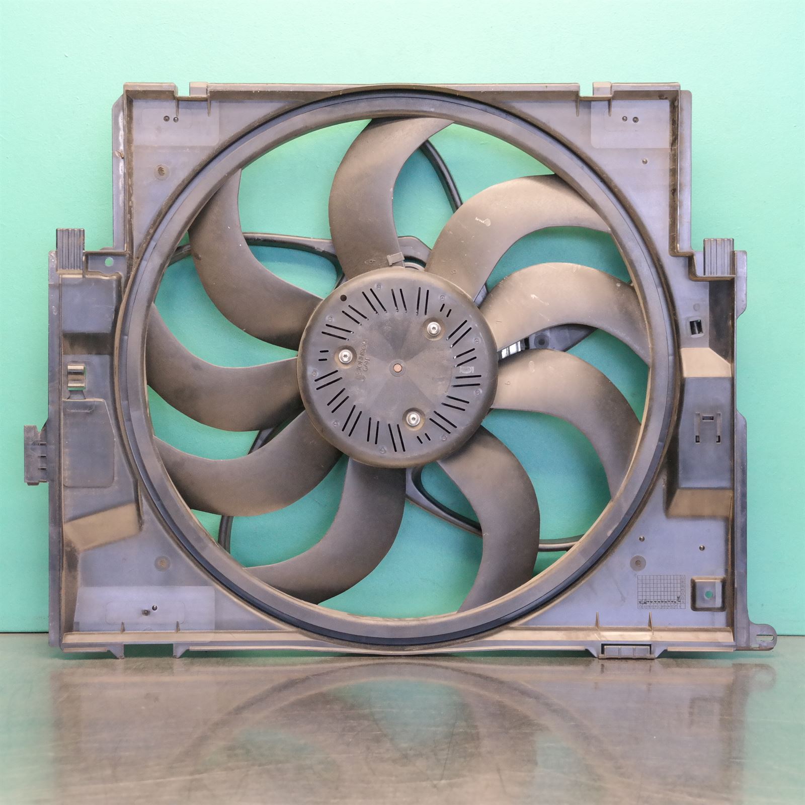 2012 BMW 3 SERIES Fan 17428641963