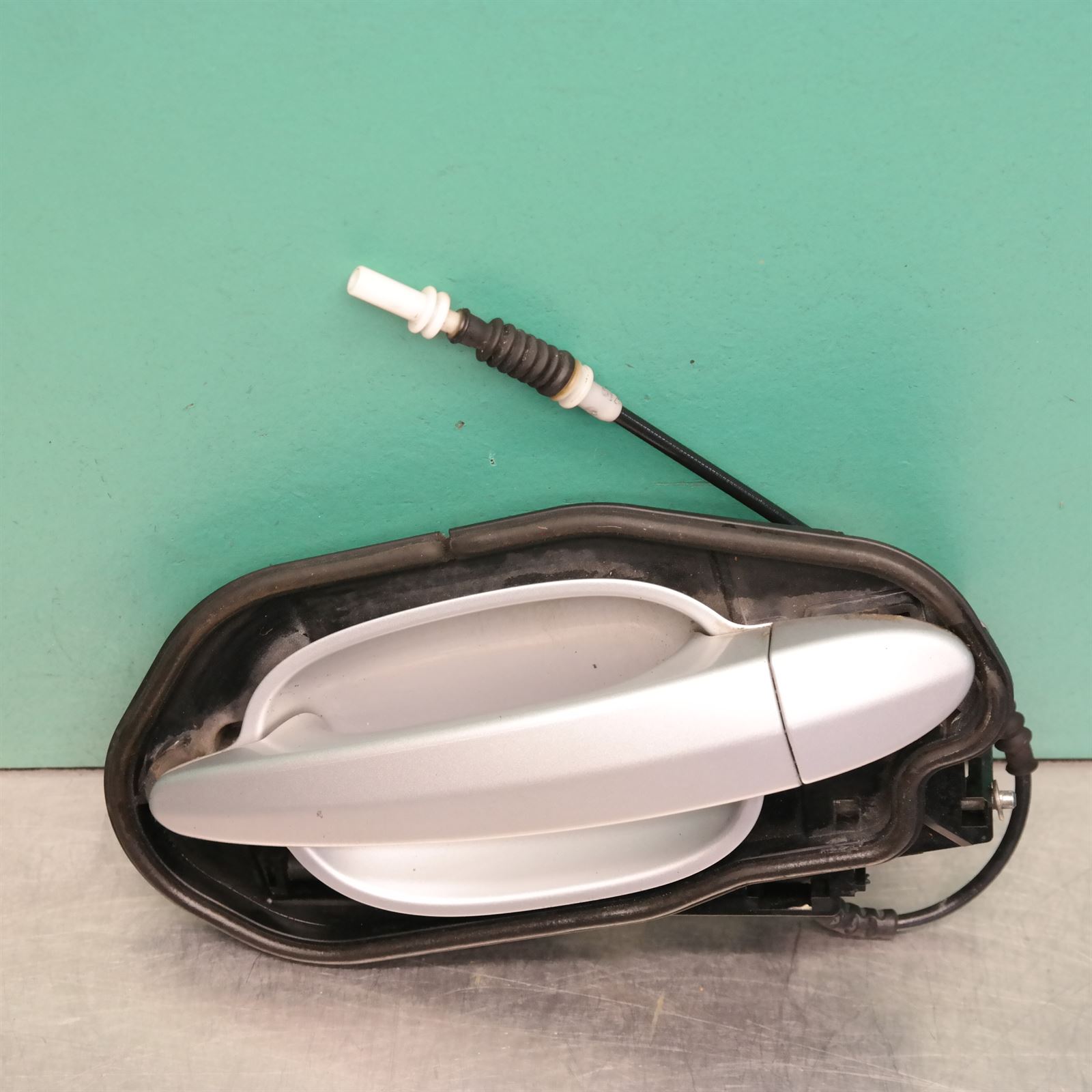 2004 BMW 5 SERIES Door handle 51217199556