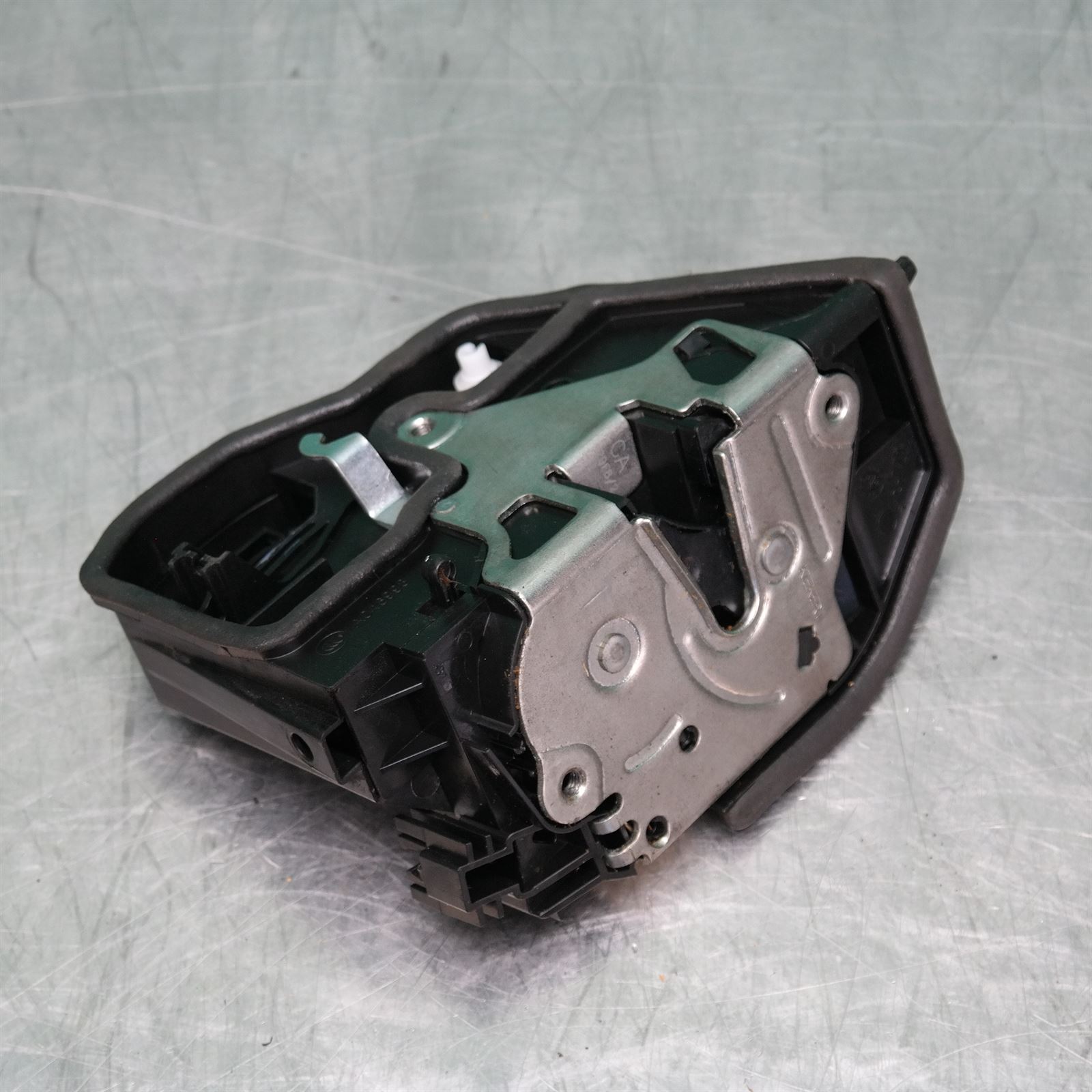 2008 BMW 5 SERIES Lock mechanism 51227202148