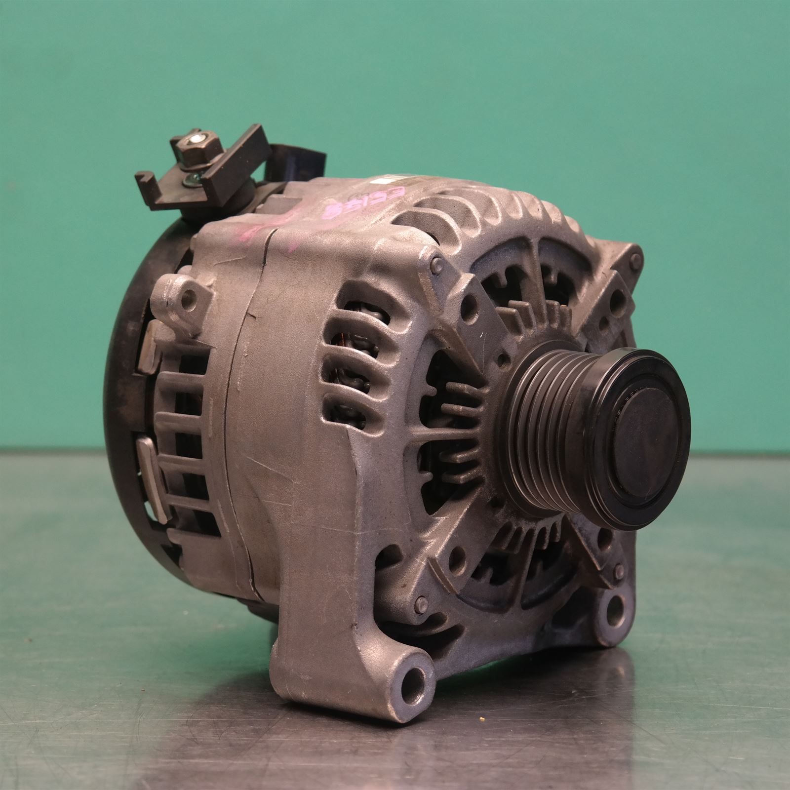 2014 BMW X3 Alternator 12317605478 12317605061