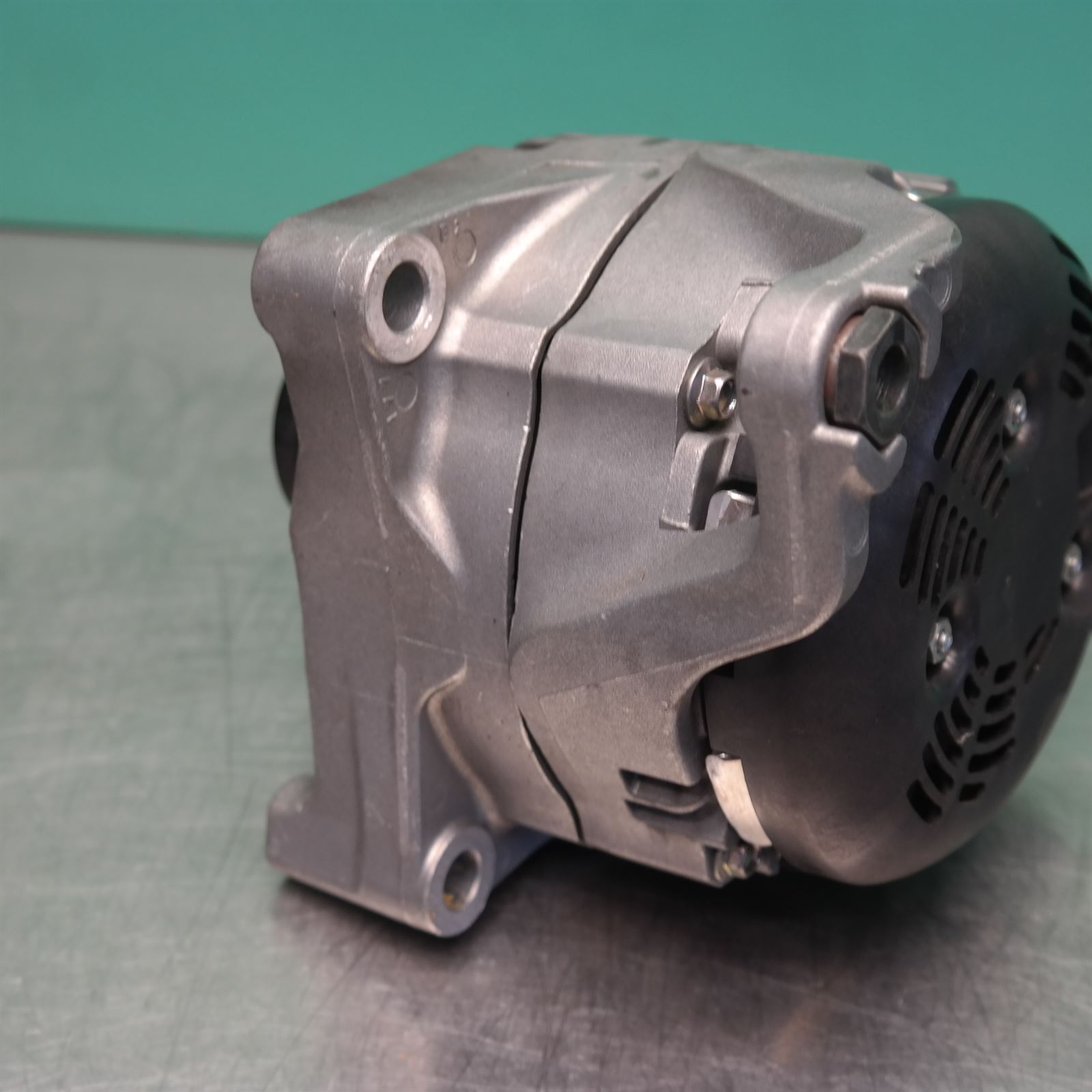 2014 BMW X3 Alternator 12317605478 12317605061