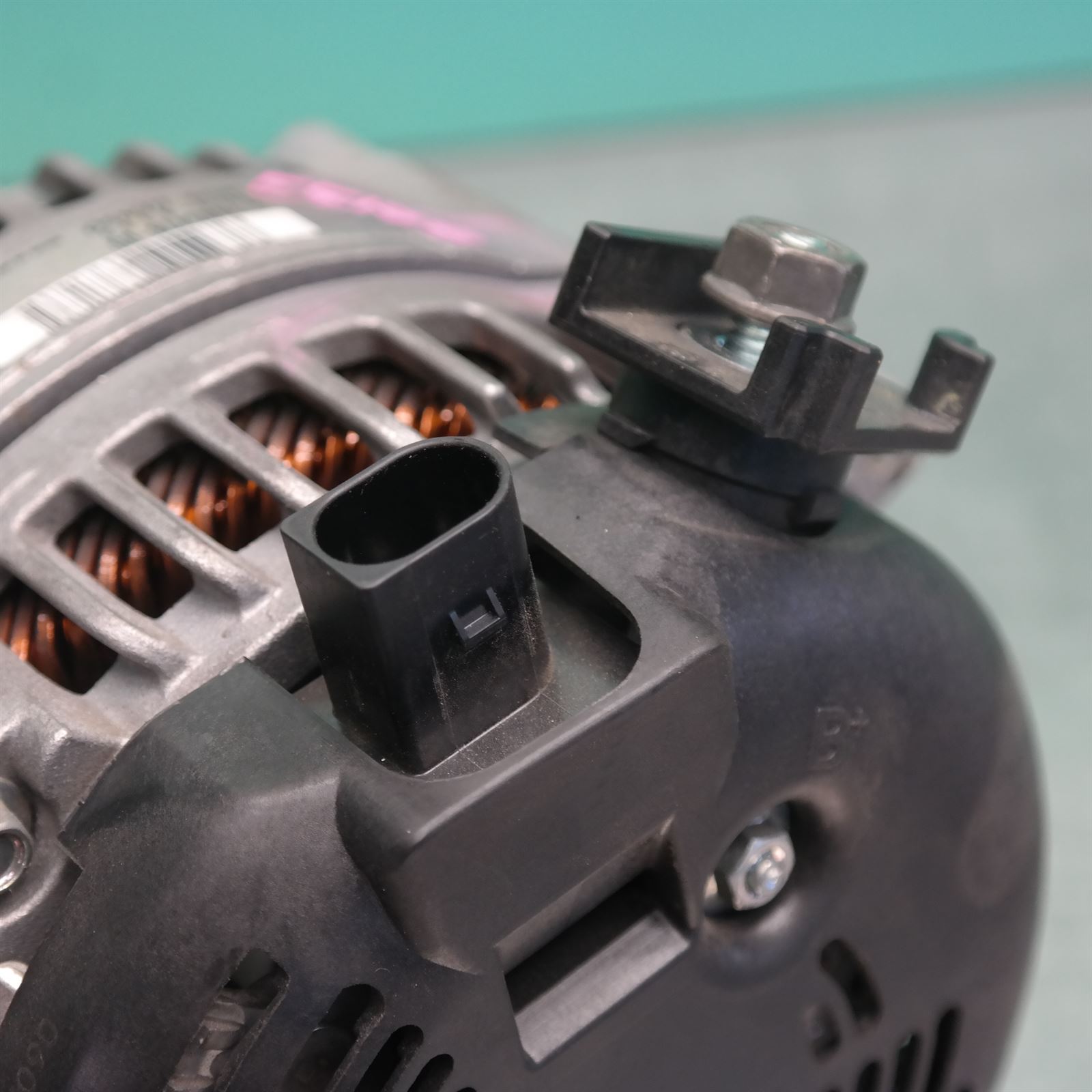 2014 BMW X3 Alternator 12317605478 12317605061