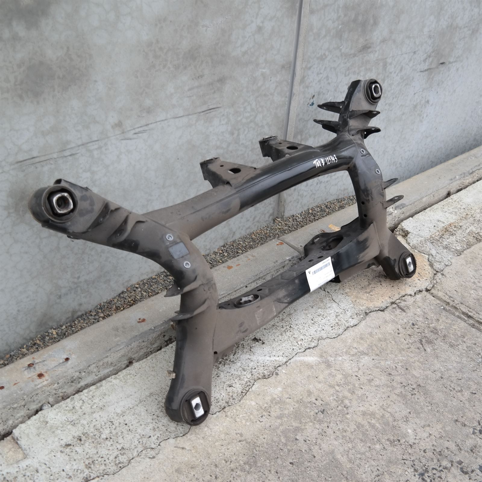 2013 BMW 3 SERIES Crossmember 33316853438