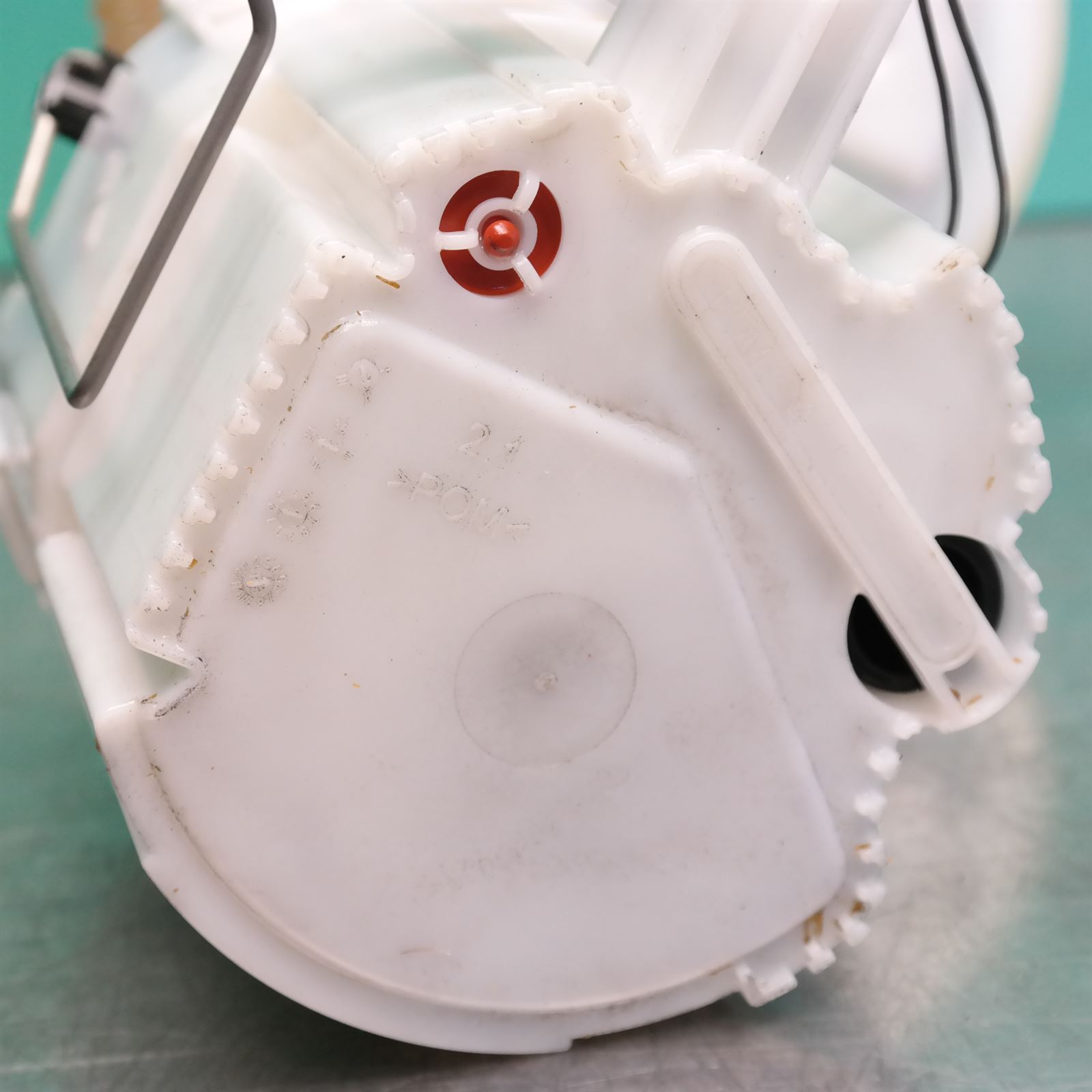 2013 BMW 3 SERIES Fuel pump 16117243972