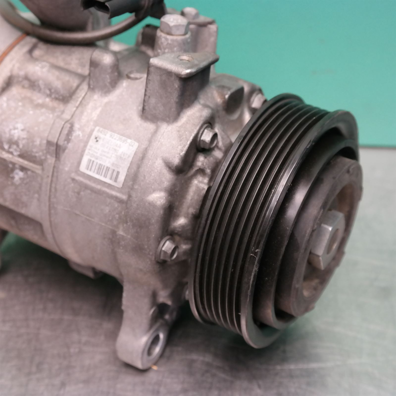 2012 BMW 3 SERIES A/C compressor 64529223695