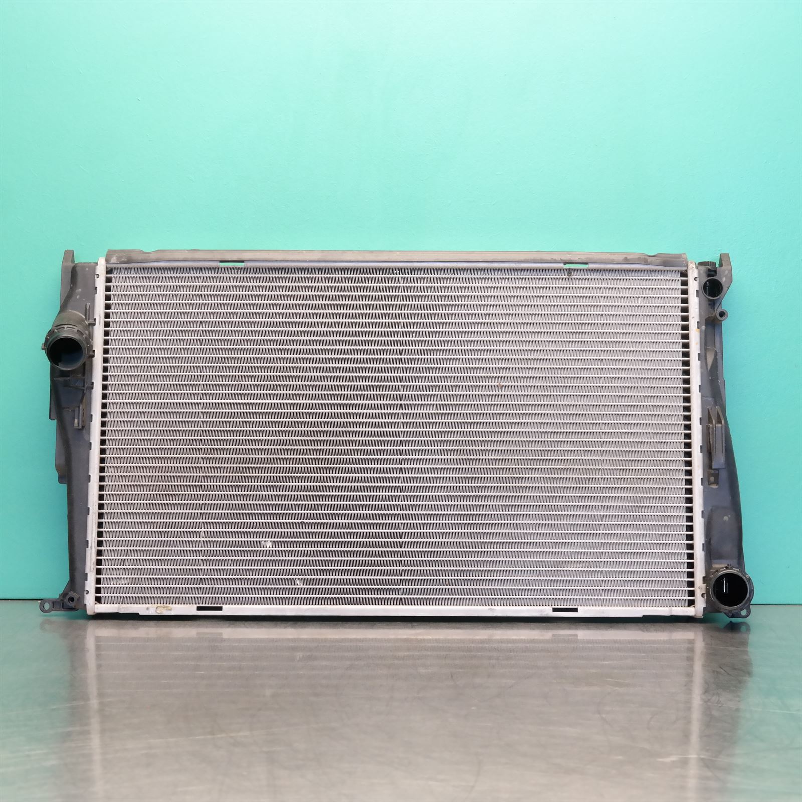 2011 BMW X1 Radiator 17117788903
