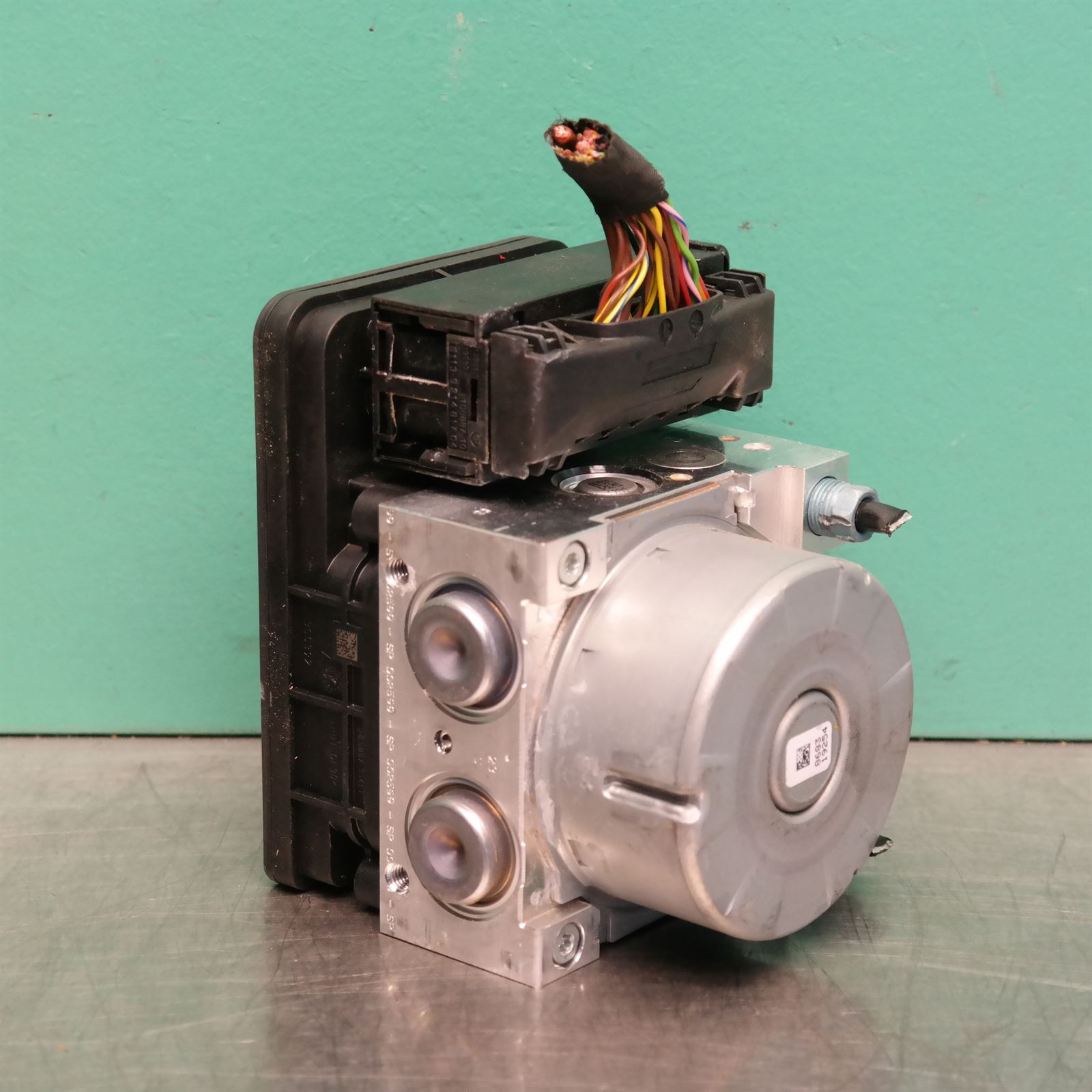 2015 BMW 3 SERIES ABS pump 34516897117