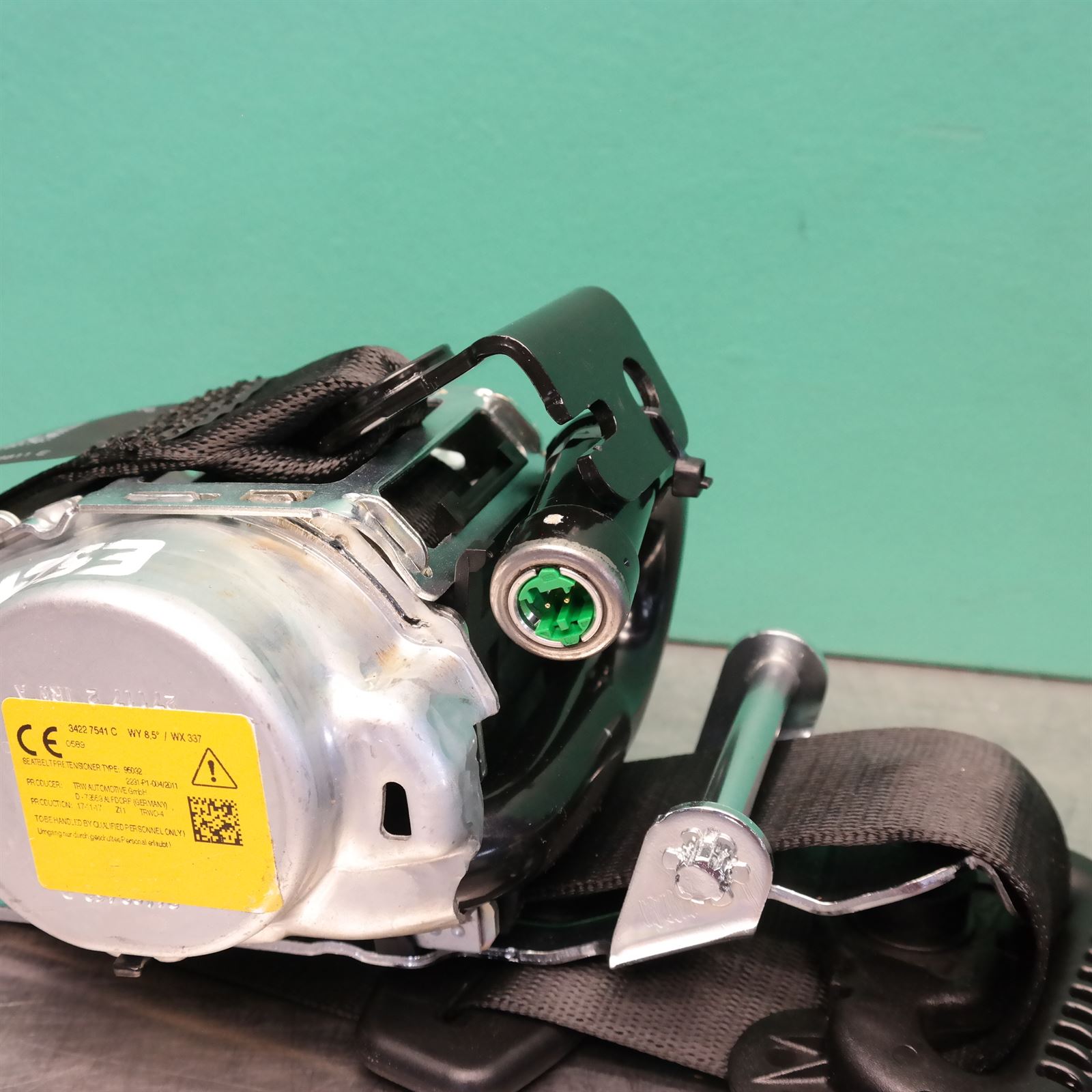 2018 BMW X2 Seat belt 72117441661 72117441662 72117441675