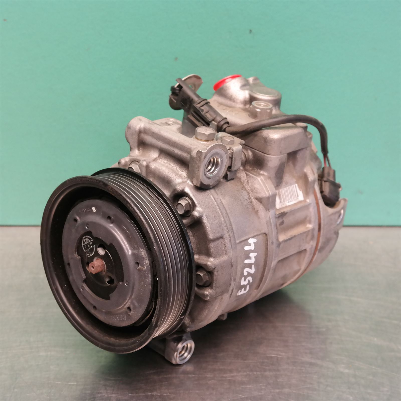 2009 BMW 3 SERIES A/C compressor 64529122618