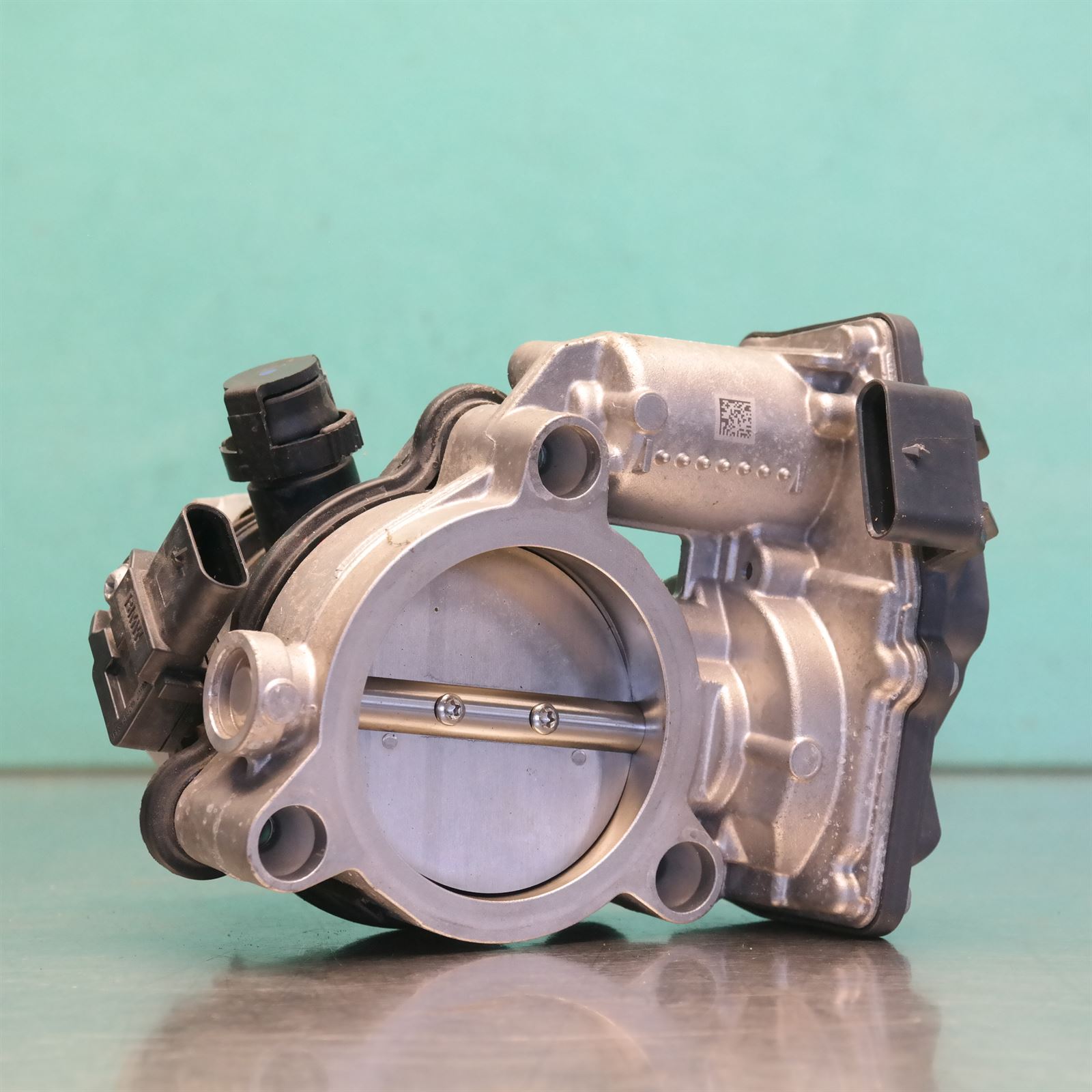 2016 BMW 2 SERIES Throttle body 13547619008
