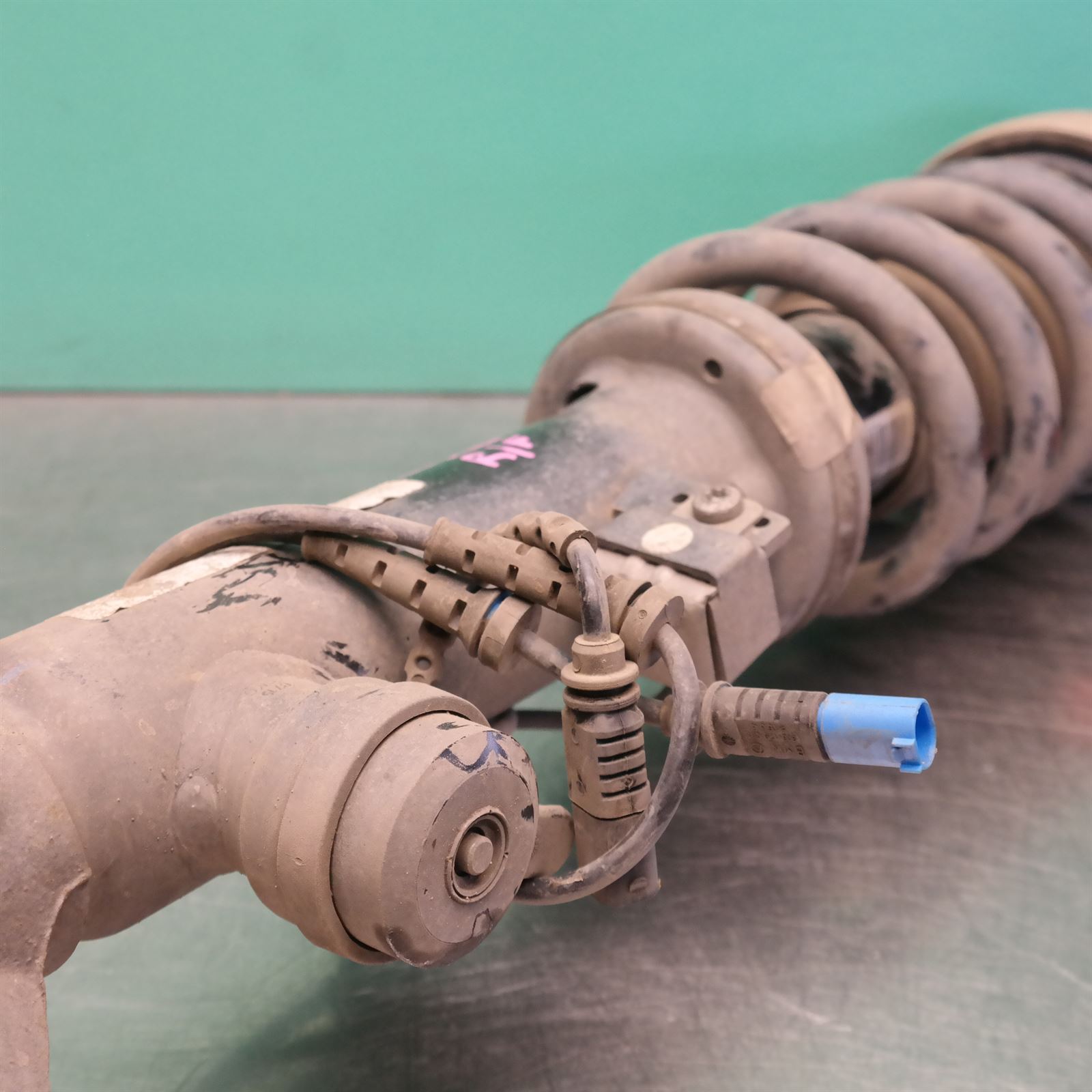 2015 BMW X5 Strut 37106875084