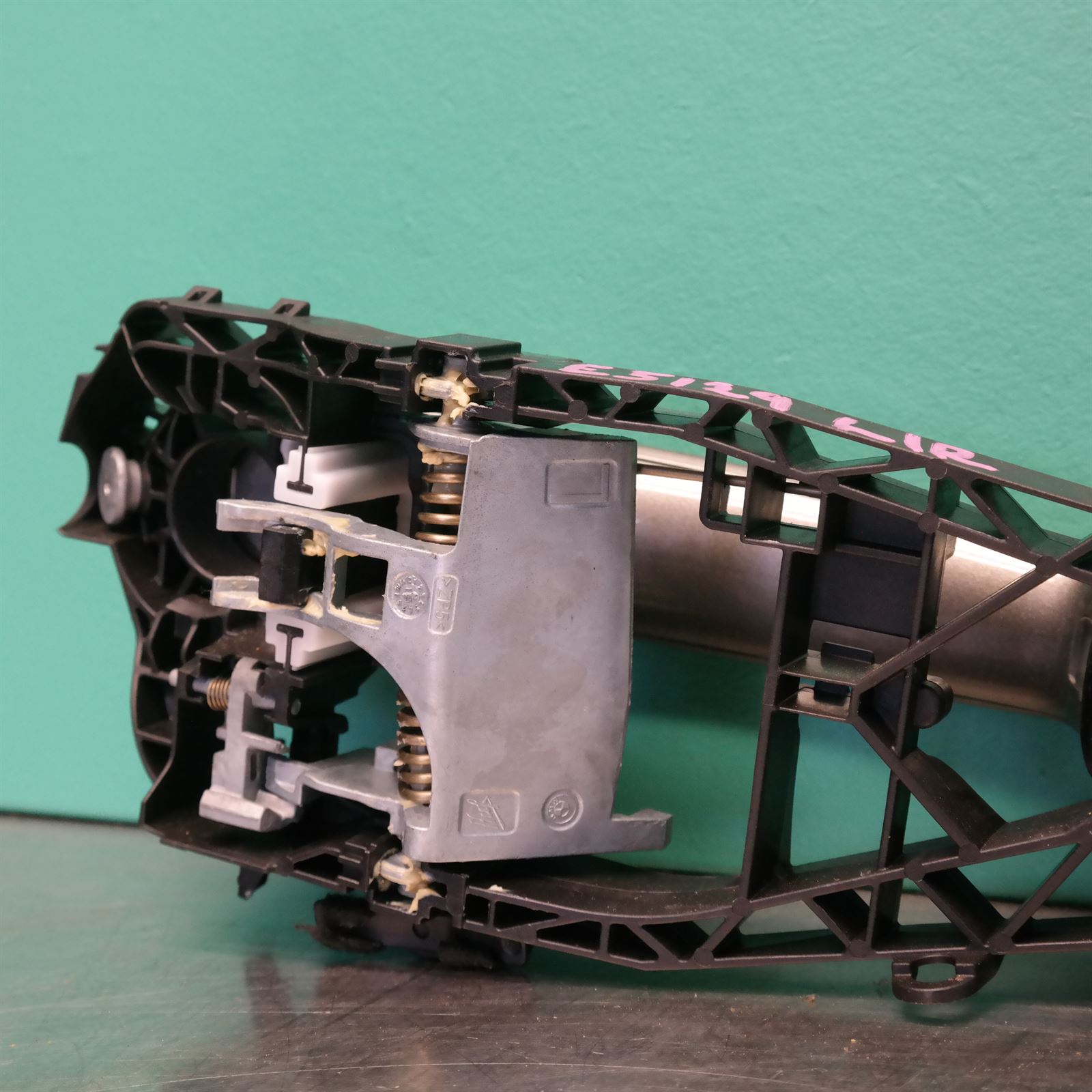 2015 BMW 2 SERIES Door handle 51217396307