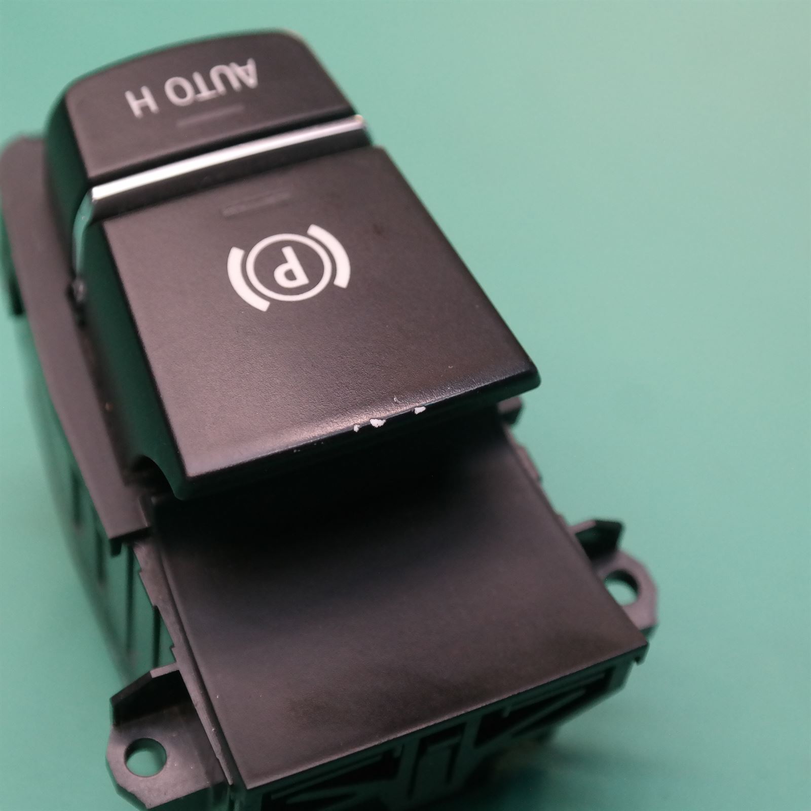 2013 BMW 7 SERIES Handbrake lever 61316822520