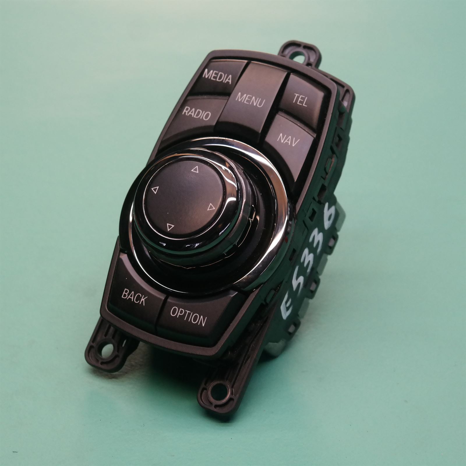 2013 BMW 7 SERIES Infotainment part 65829286701