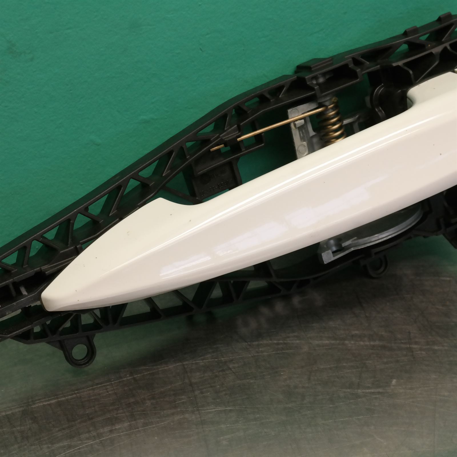 2015 BMW X1 Door handle 51217396307 51217401209