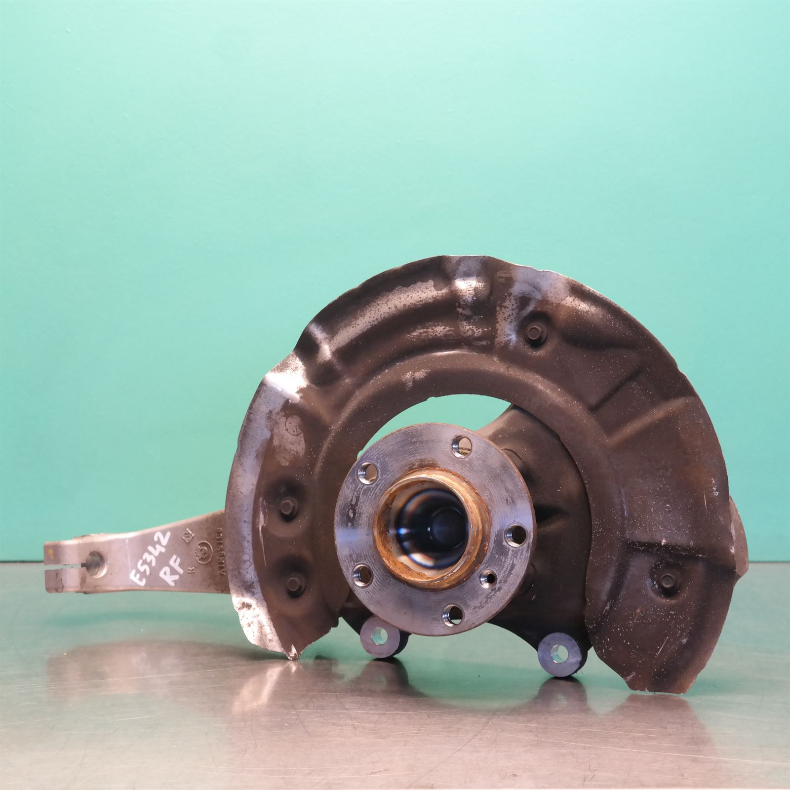 2014 BMW 6 SERIES Hub/knuckle 31216775770