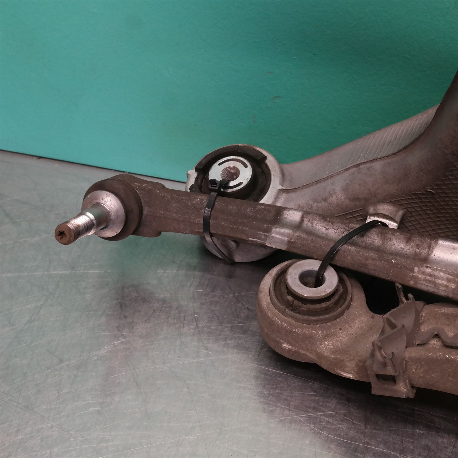 2014 BMW 6 SERIES Trailing arm 33326865897 33326782135 33326775902