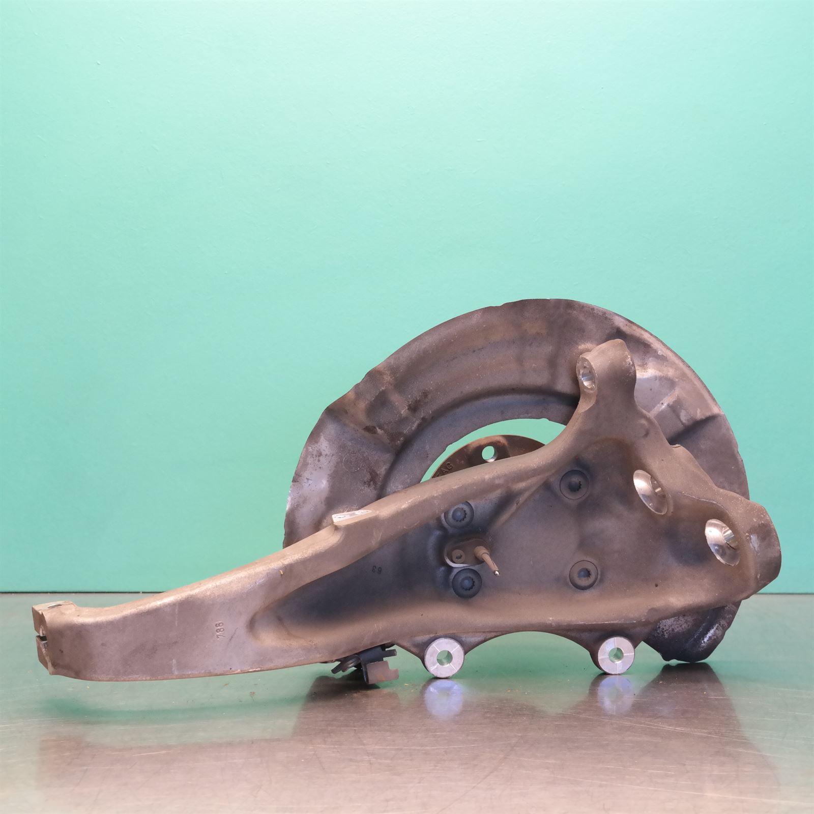 2014 BMW 6 SERIES Hub/knuckle 31216775769