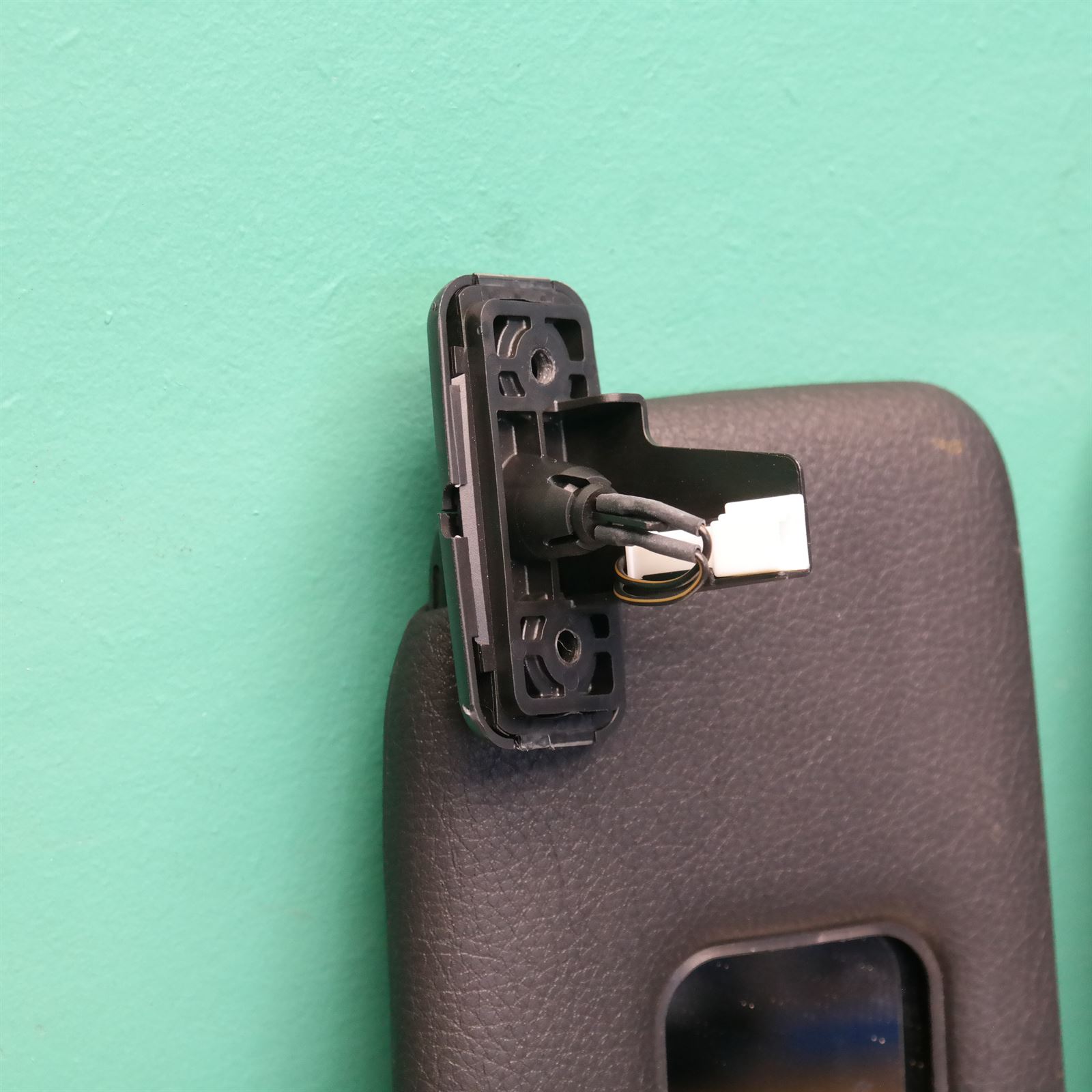 2015 BMW 2 SERIES Sun visor 51167391861 51167325426