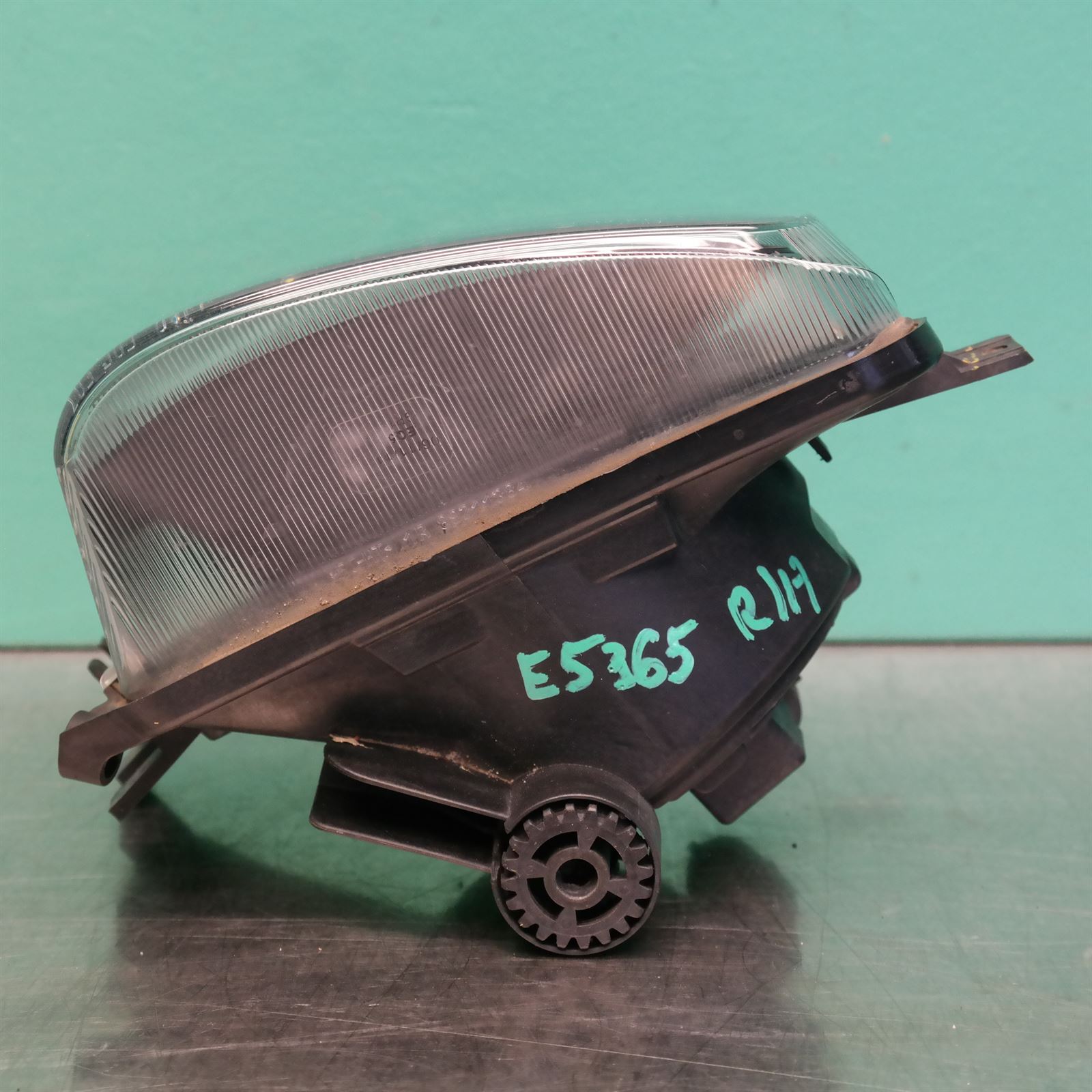 2011 BMW 5 SERIES Fog light/indicator 63177216888