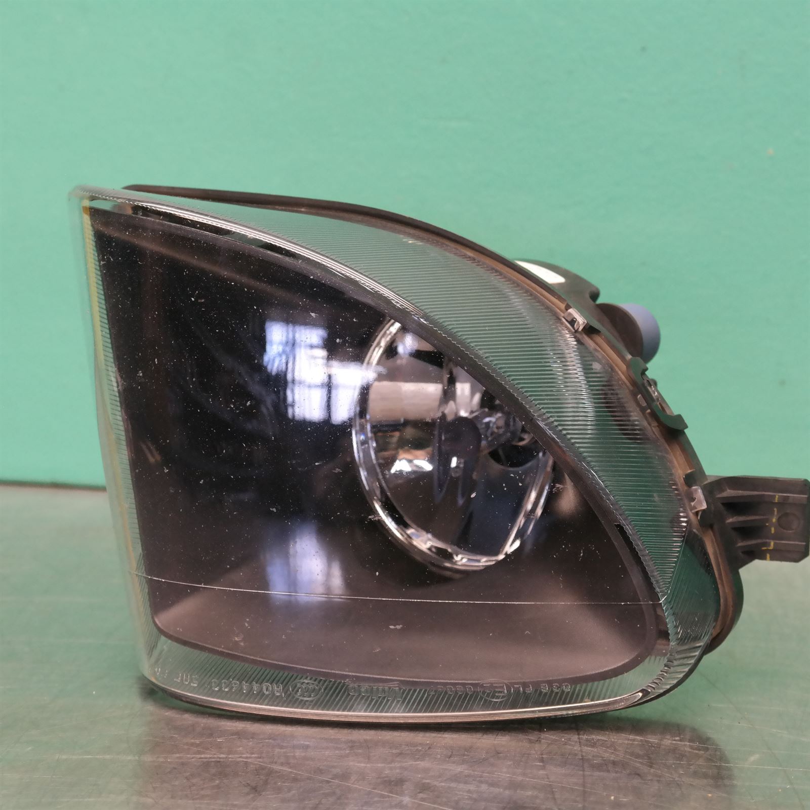 2011 BMW 5 SERIES Fog light/indicator 63177216888