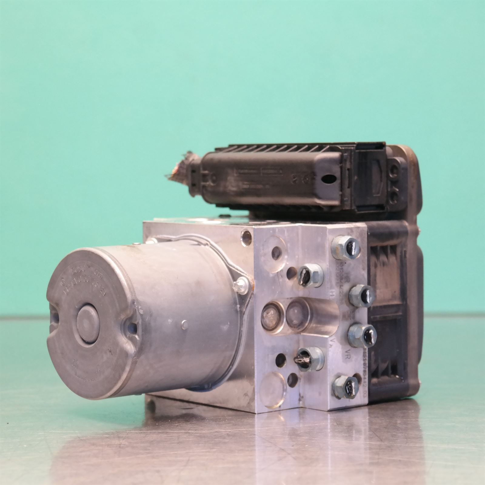 2010 BMW 7 SERIES ABS pump 34516850069