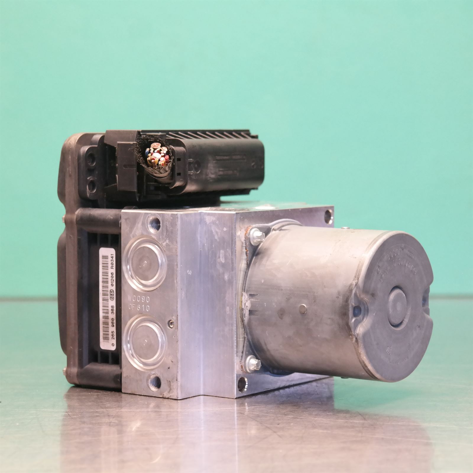 2010 BMW 7 SERIES ABS pump 34516850069