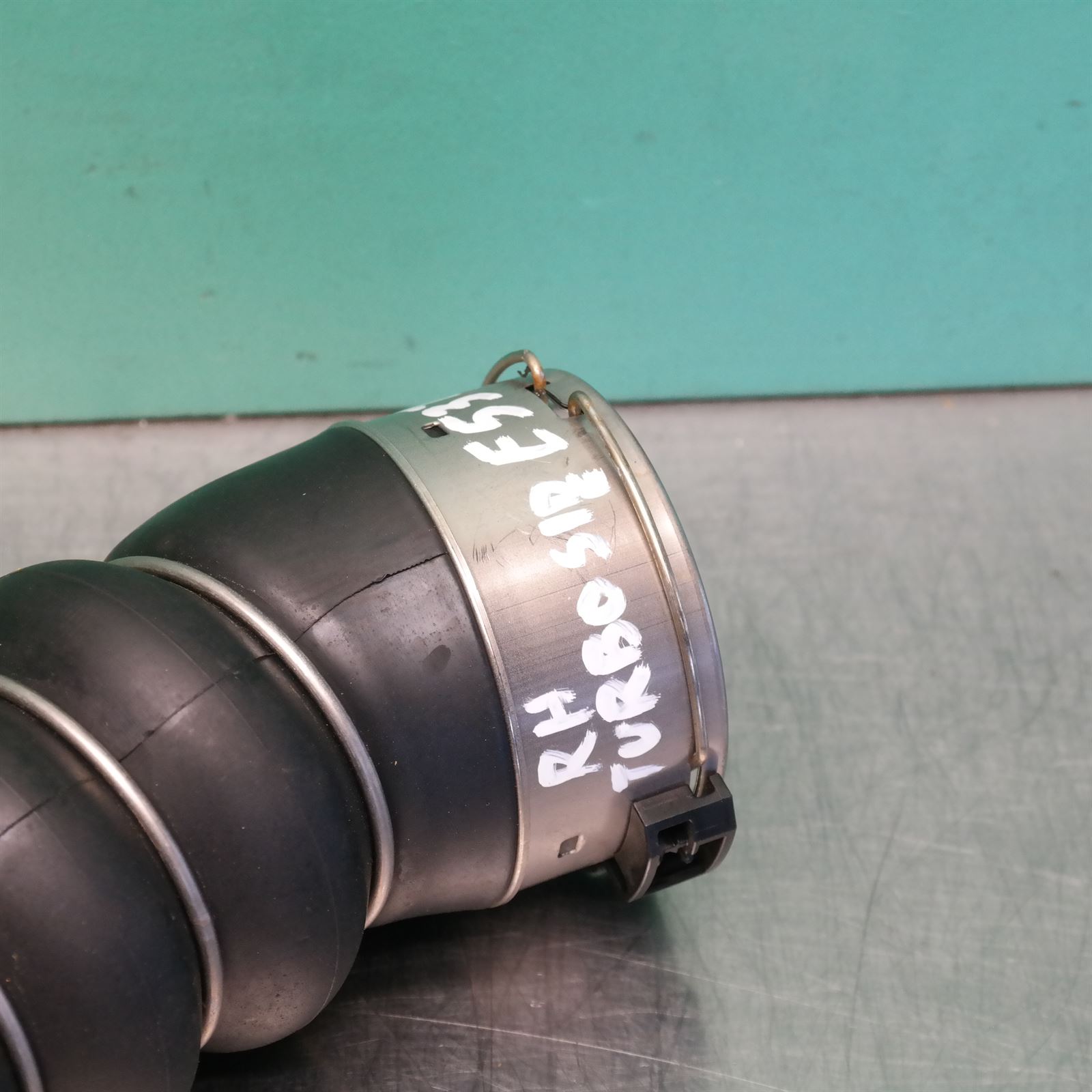 2019 BMW X5 Air pipe/duct 11618571024