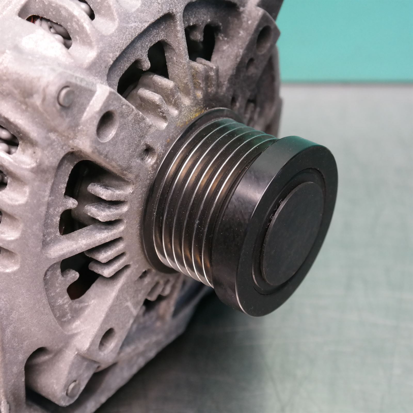 2013 BMW 1 SERIES Alternator 12317605060