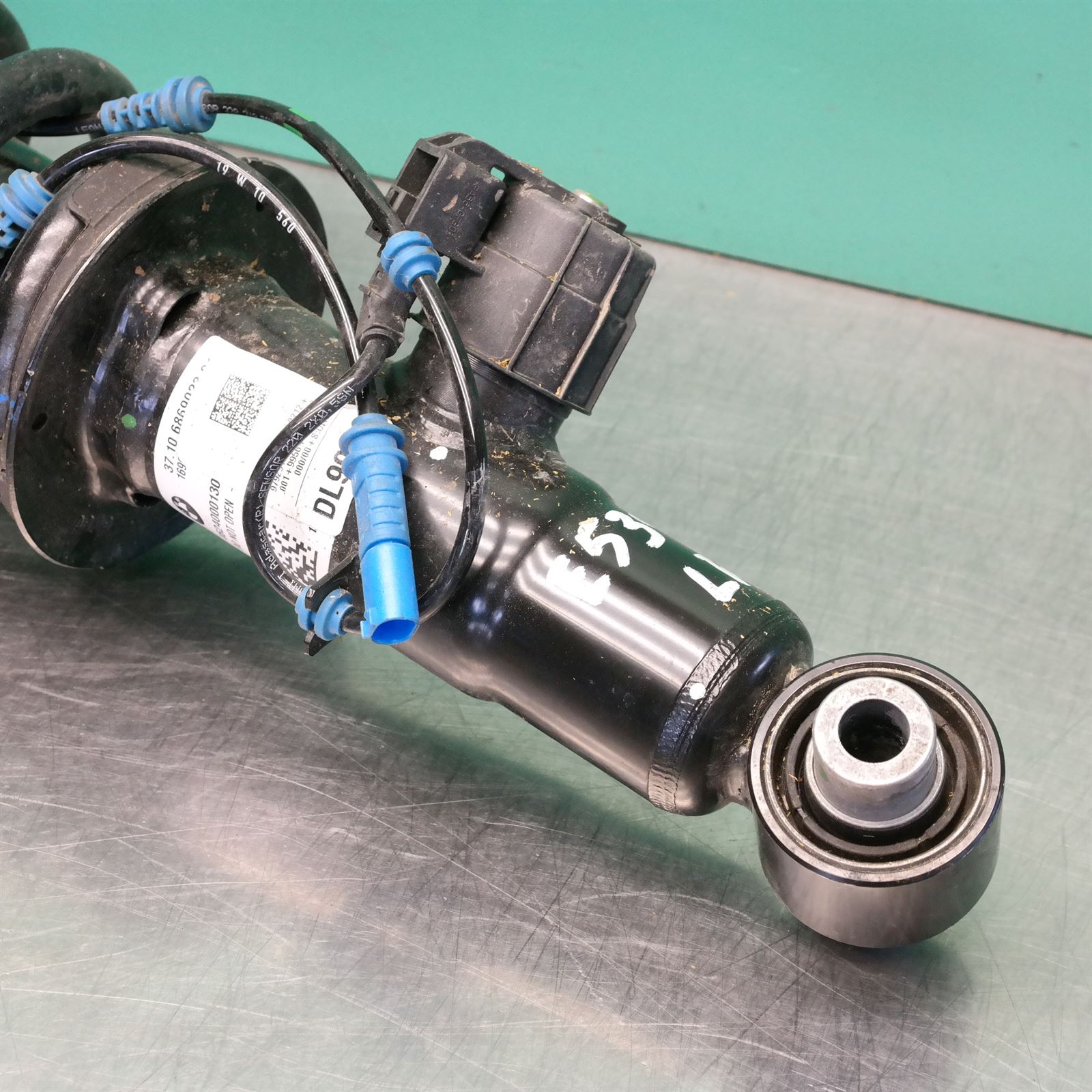 2019 BMW X5 Strut 37106869023