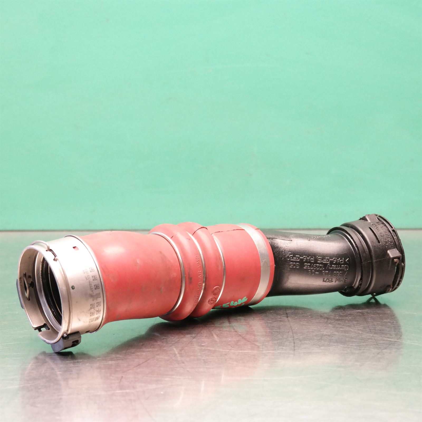 2012 BMW 5 SERIES Air pipe/duct 13717583728