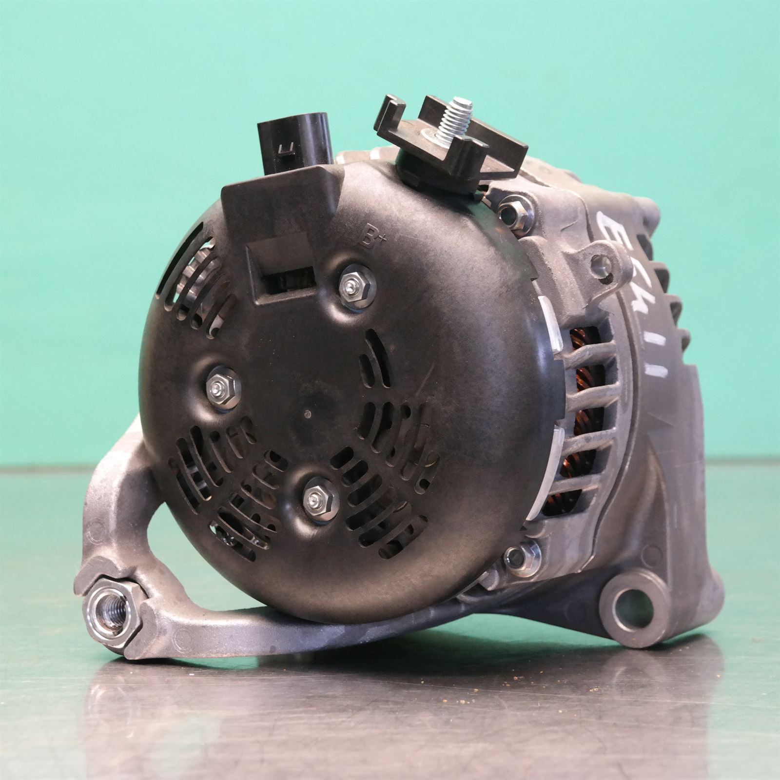 2014 BMW X3 Alternator 12317605478 12317605061