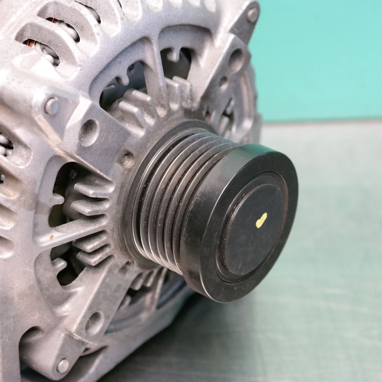 2014 BMW X3 Alternator 12317605478 12317605061