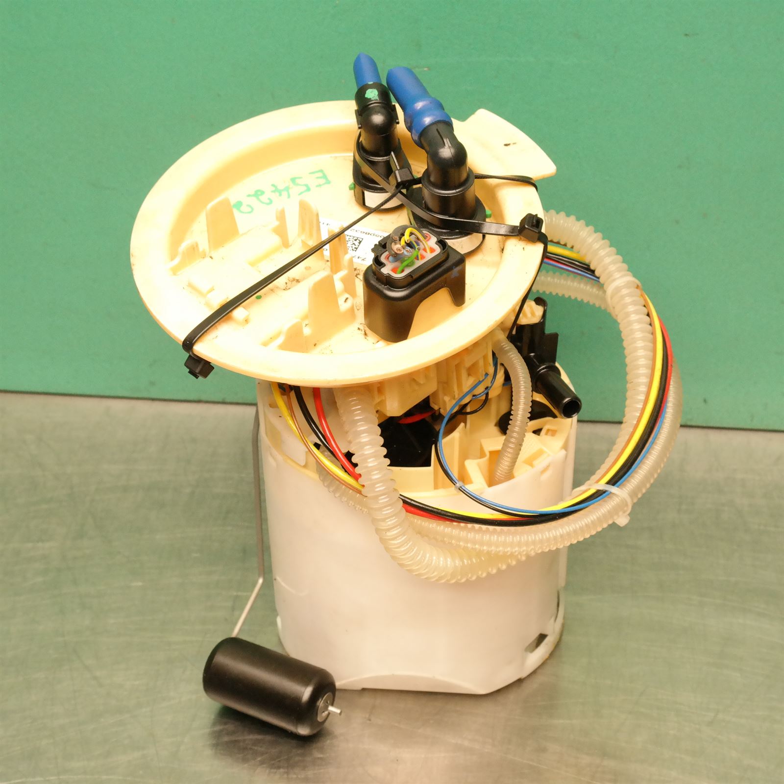 2018 BMW 5 SERIES Fuel pump 16117476107