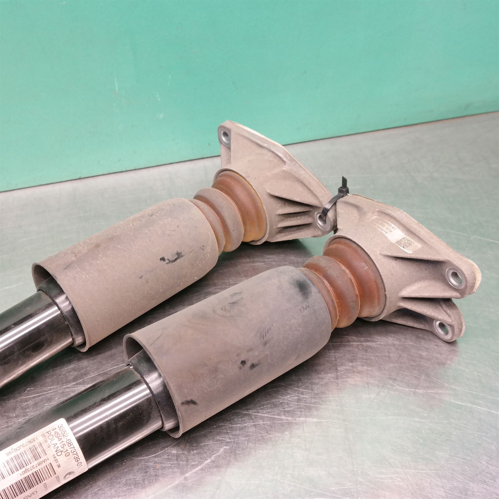 2015 BMW 2 SERIES Shock absorber 33526873739