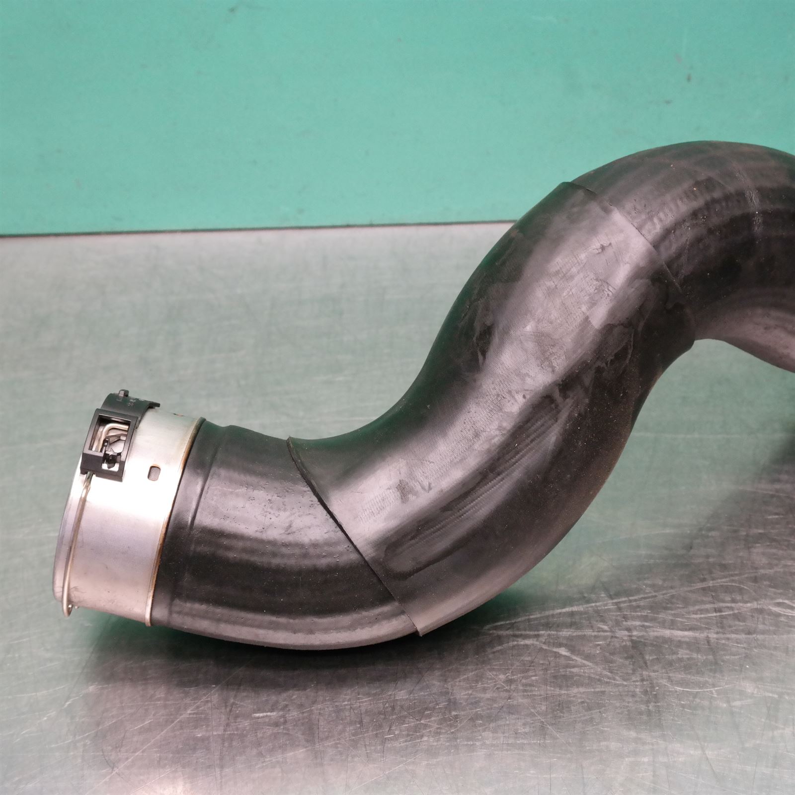 2017 BMW 5 SERIES Air pipe/duct 11618572859