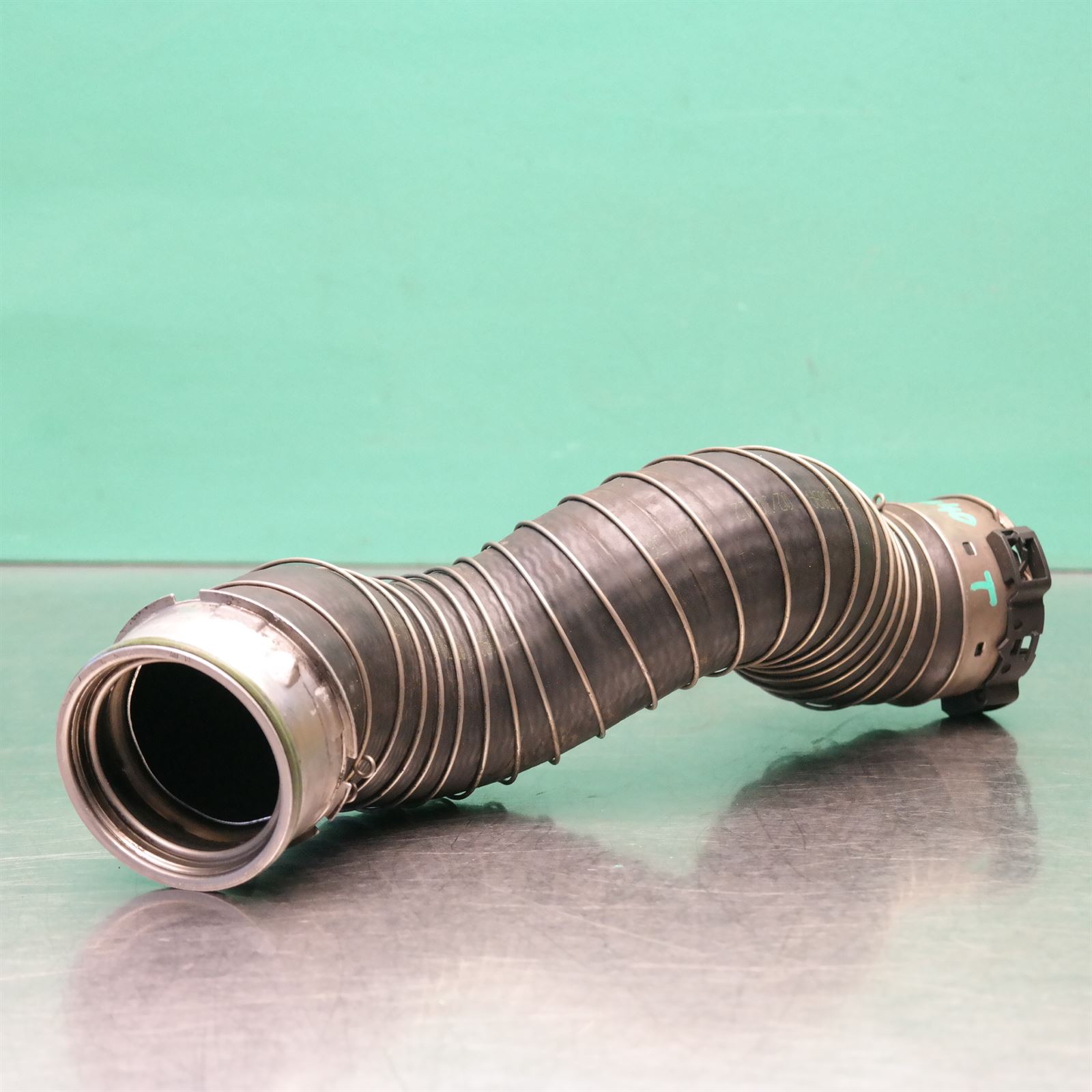 2012 BMW 3 SERIES Air pipe/duct 11618513288