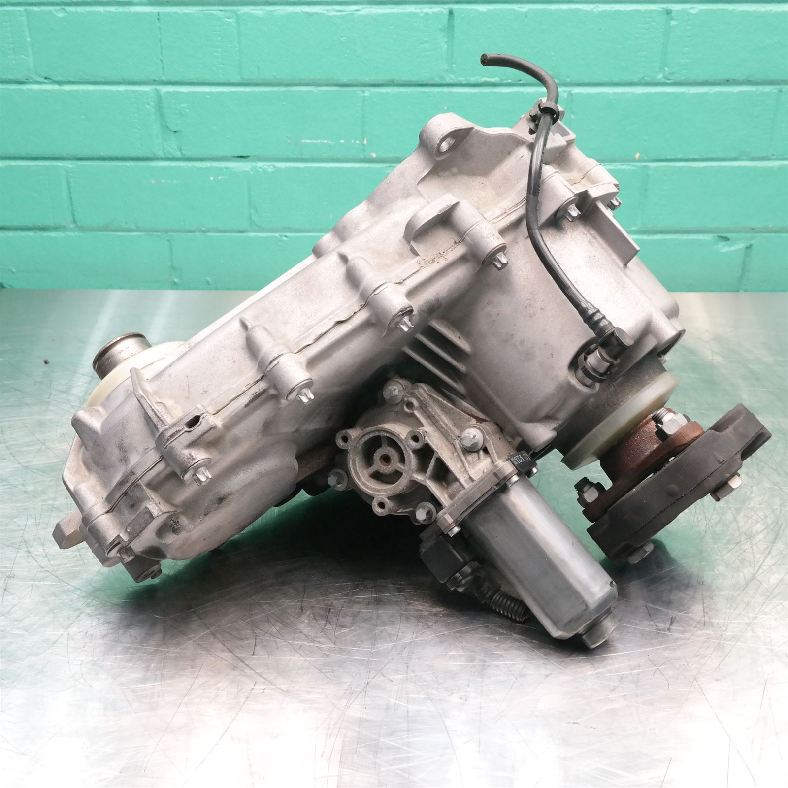 2009 BMW X5 Transfer case 27107599886