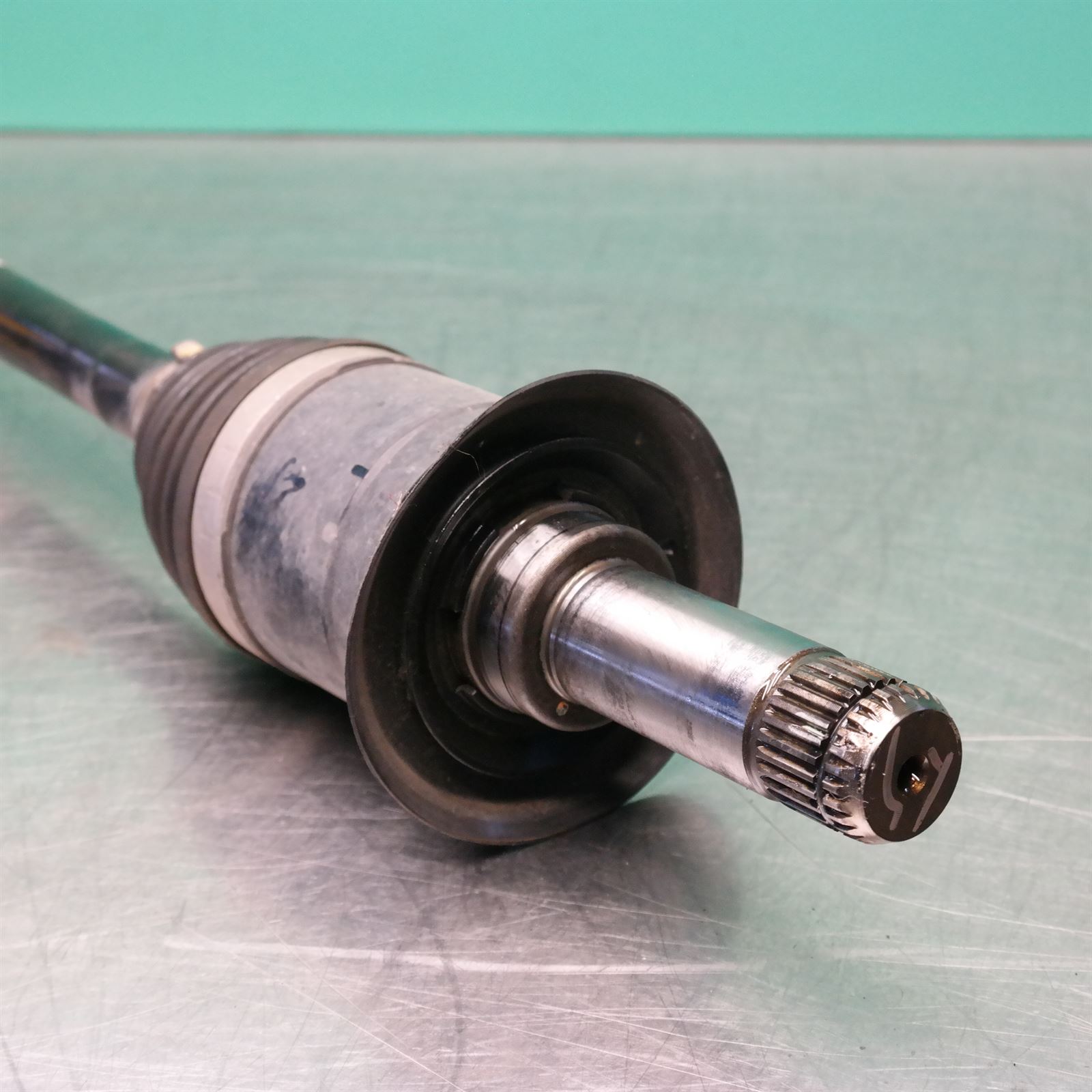 2017 BMW X1 Driveshaft 33207646867