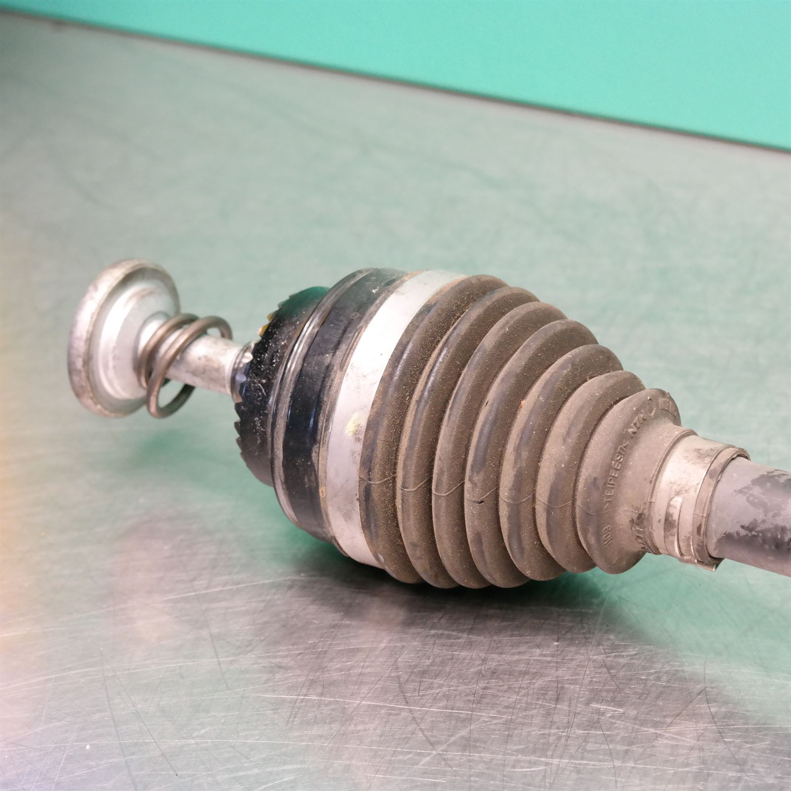 2017 BMW X1 Driveshaft 33207646867