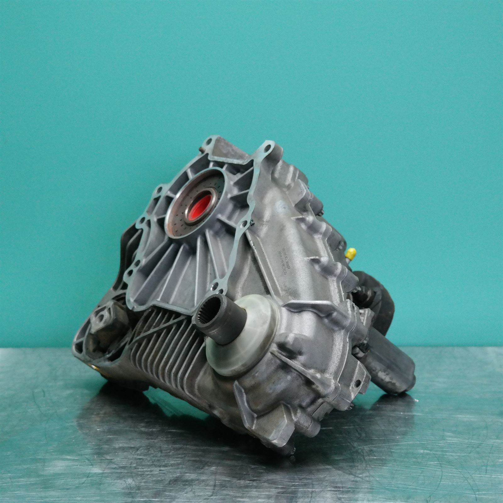 2005 BMW X5 Transfer case 27107555297