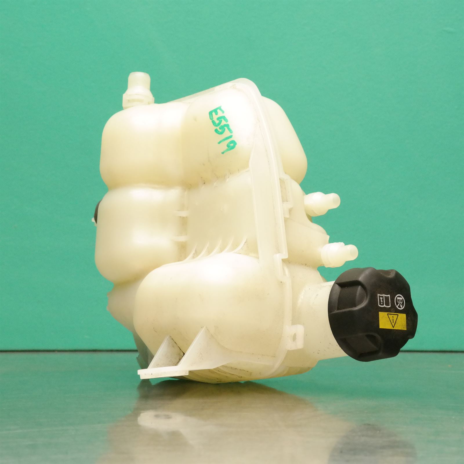 2017 BMW X1 Expansion tank 17137617362