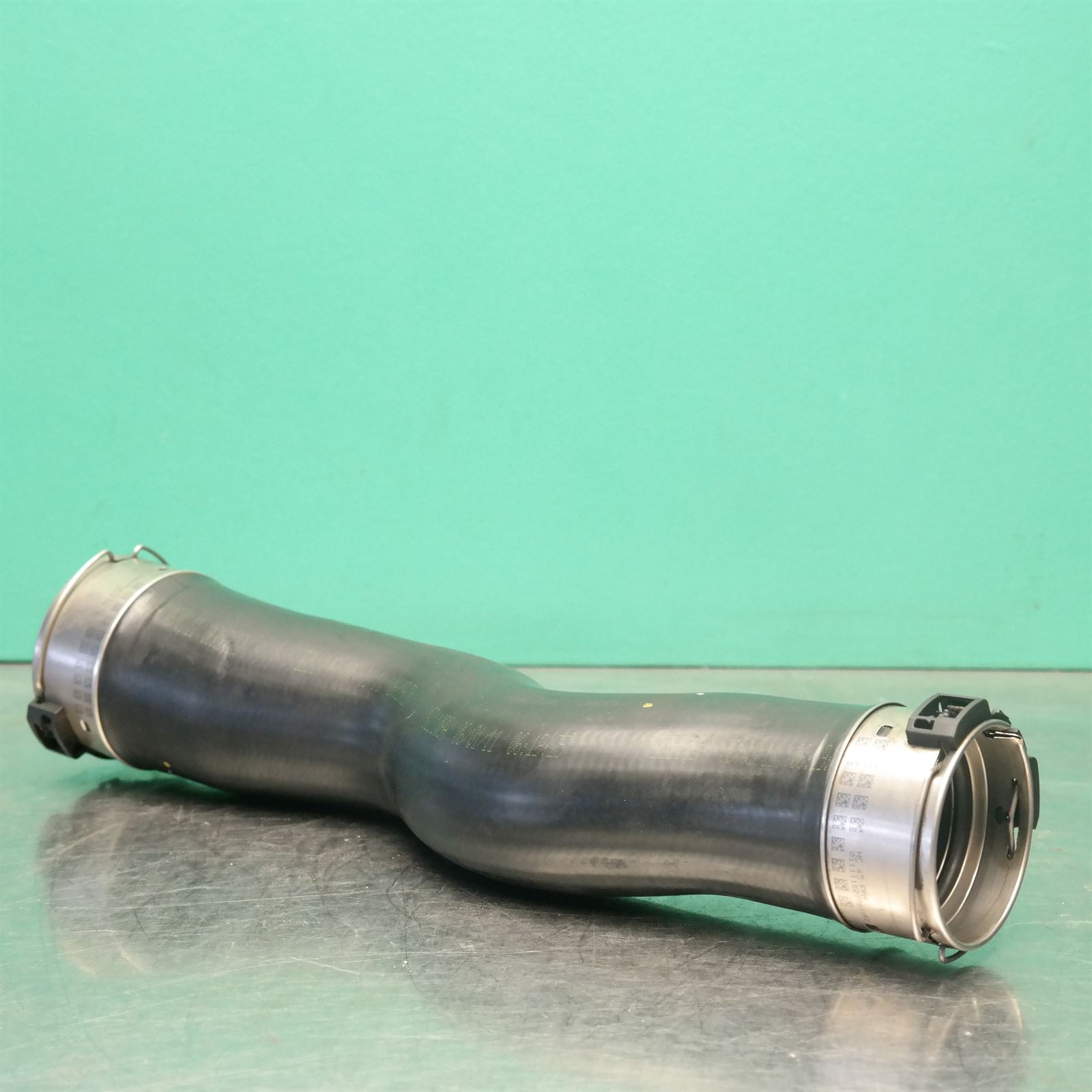 2011 BMW 5 SERIES Air pipe/duct 11617810614