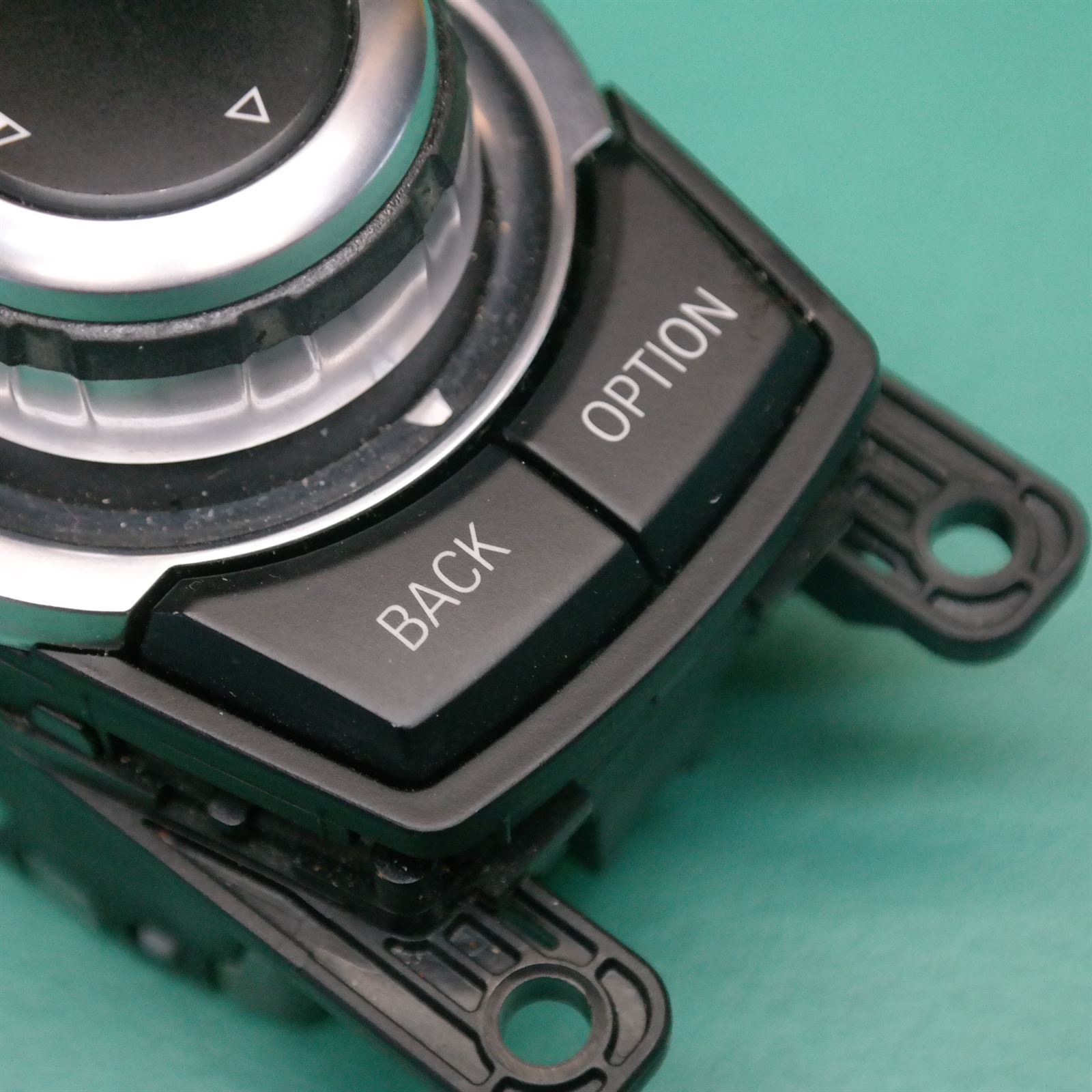 2011 BMW 5 SERIES Infotainment part 65829267955