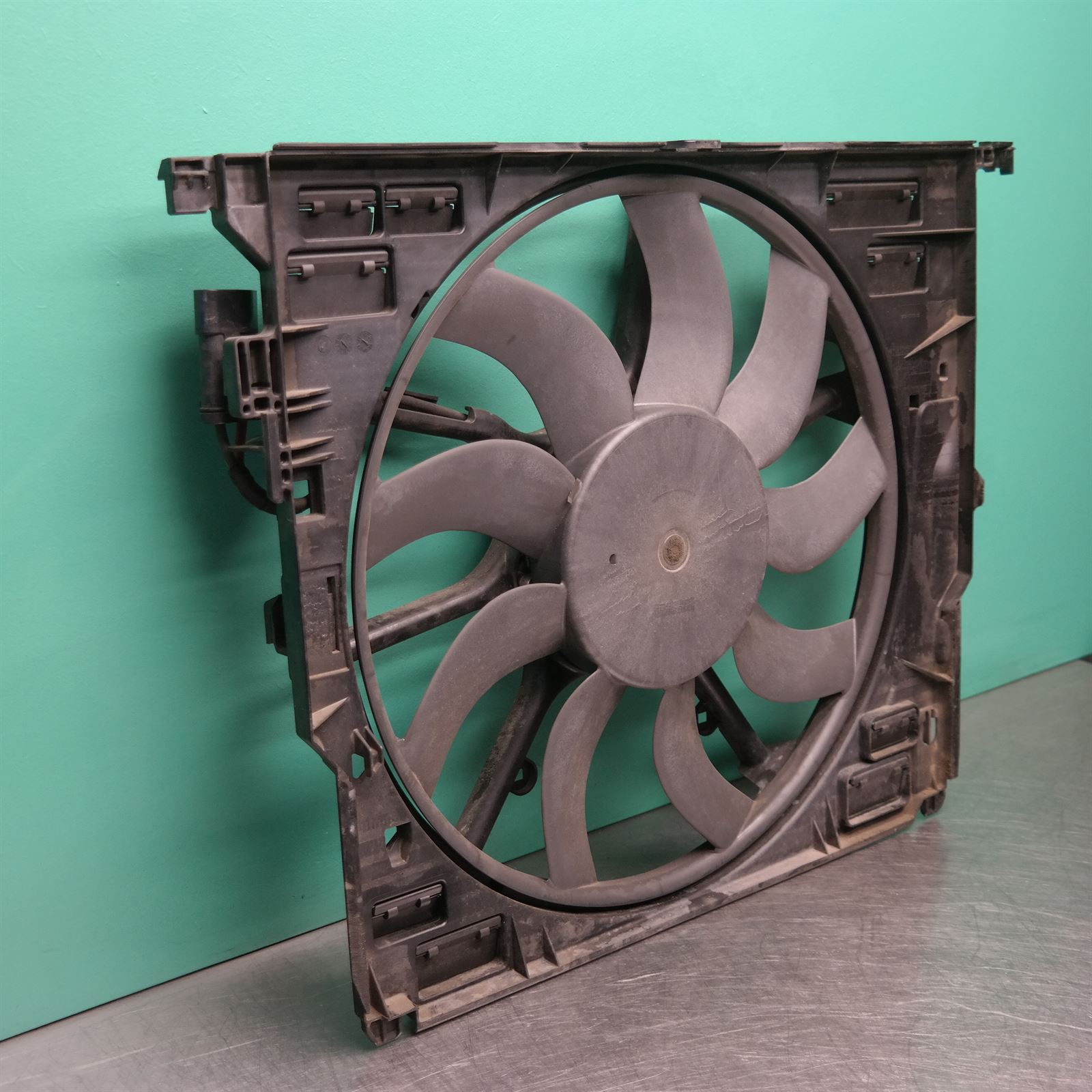 2009 BMW 7 SERIES Fan 17427647652