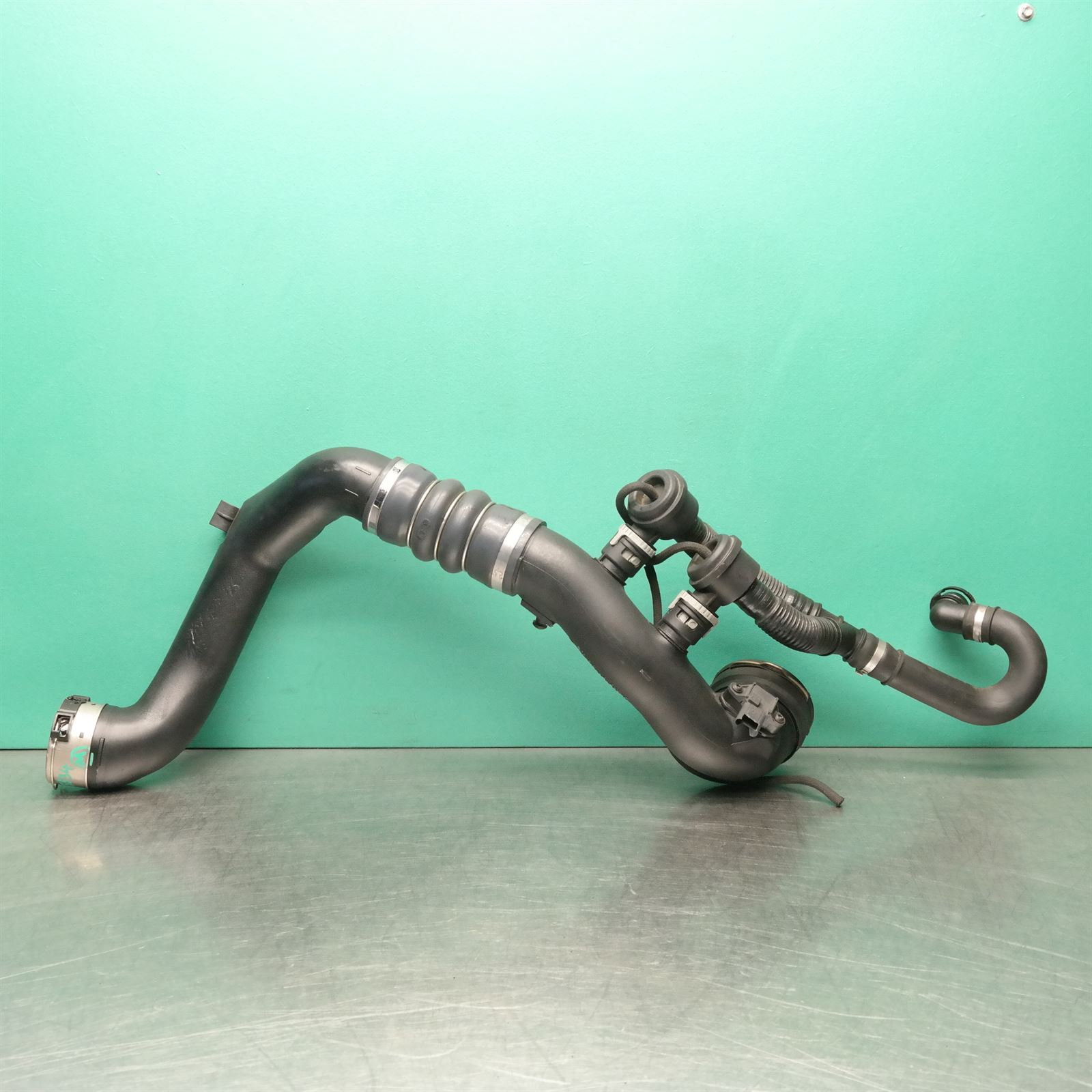 2009 BMW 7 SERIES Air pipe/duct 13717594722