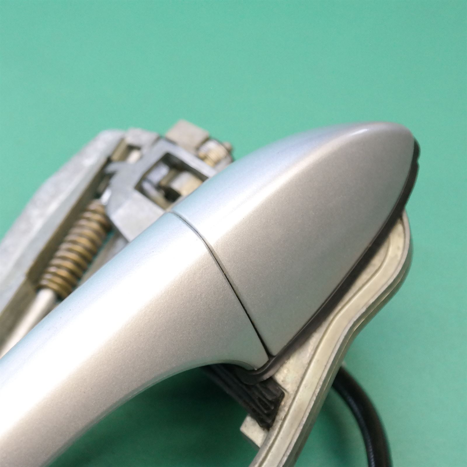 2005 BMW X5 Door handle 0